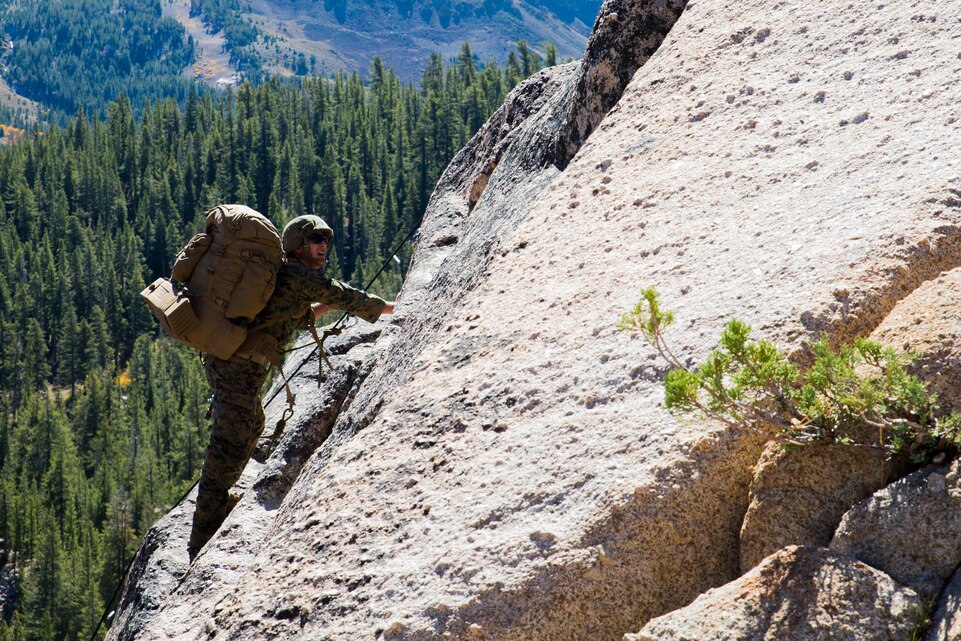 Marines with CLB-6, 2/5 conquer the rock (Part Two of Six) > United ...