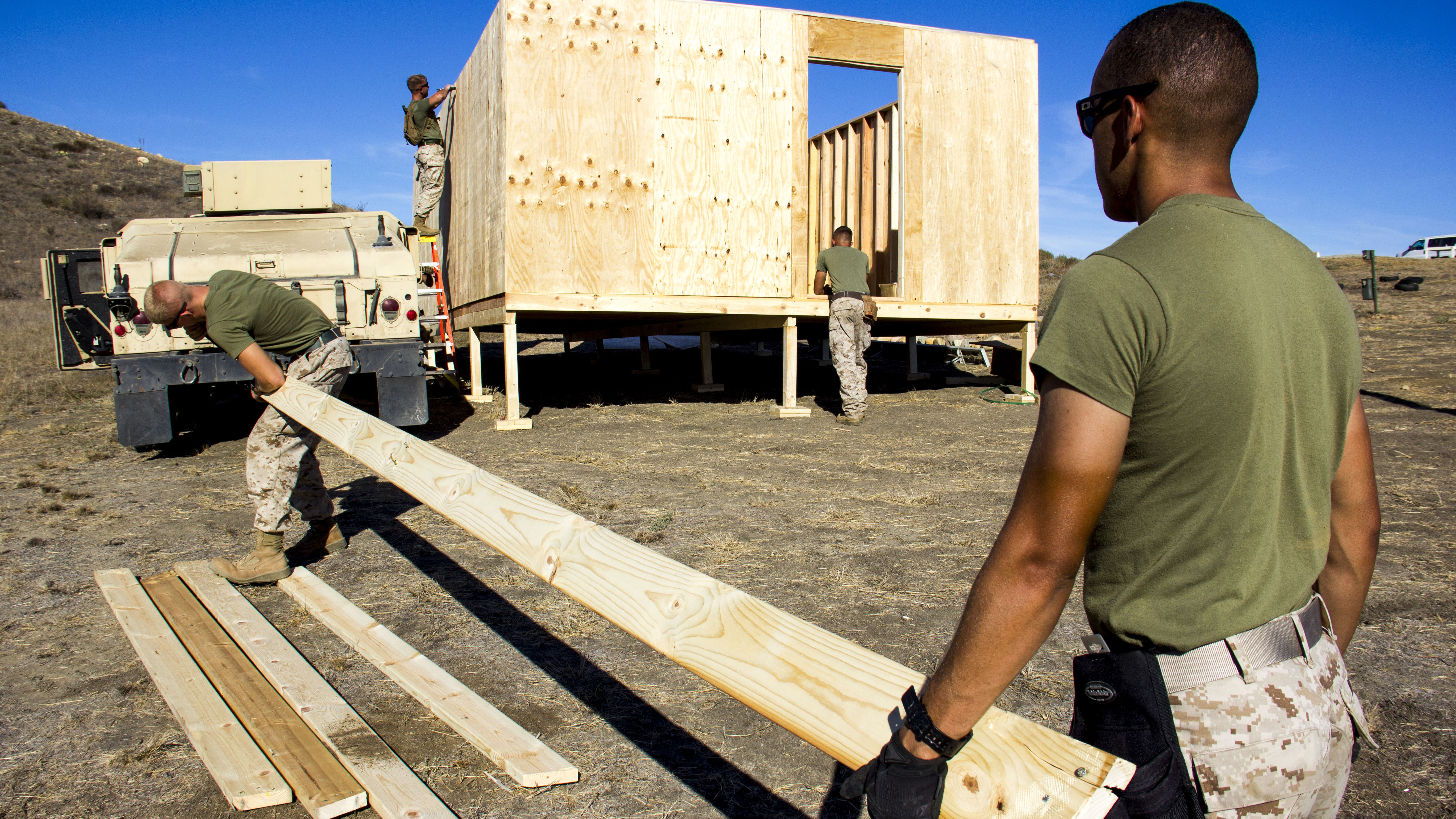 Squadron Marines build up for Pacific Horizon