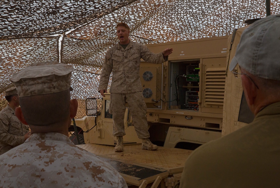 CAC2S: A Glimpse of the Future > United States Marine Corps Flagship ...