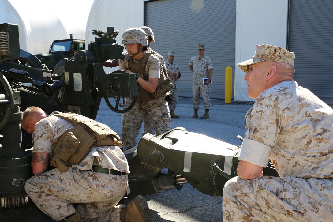 Assistant Commandant of the Marine Corps visits GCEITF Marines, sailors