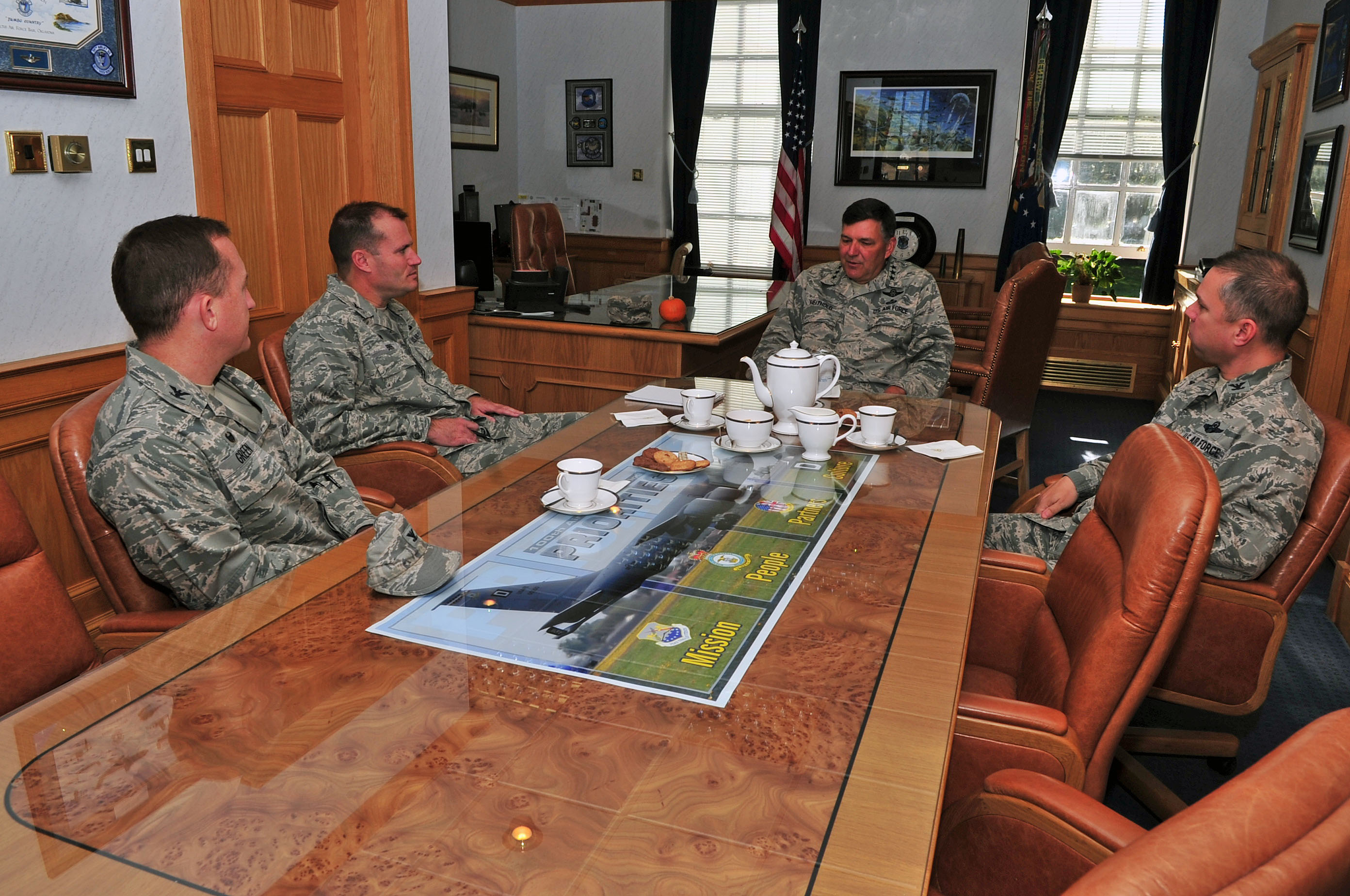 AFSOC commander visits 352nd SOG Air Commandos > Royal Air Force ...