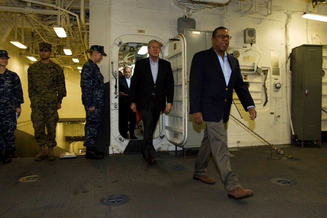 Distinguished guests tour USS America in Peru