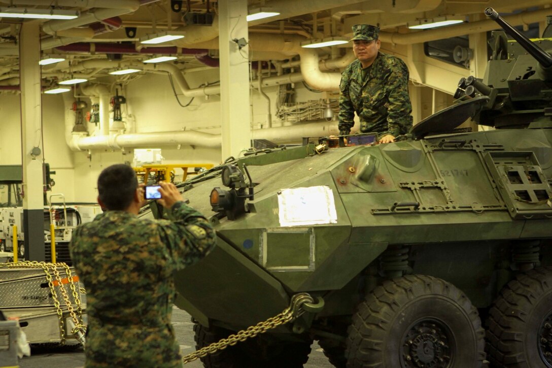 Peruvian Marines tour USS America