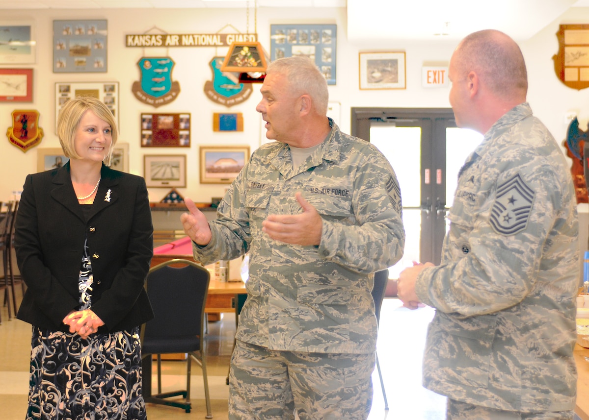 Kansas Air National Guard hosts ANG Command Chief > Air National Guard ...