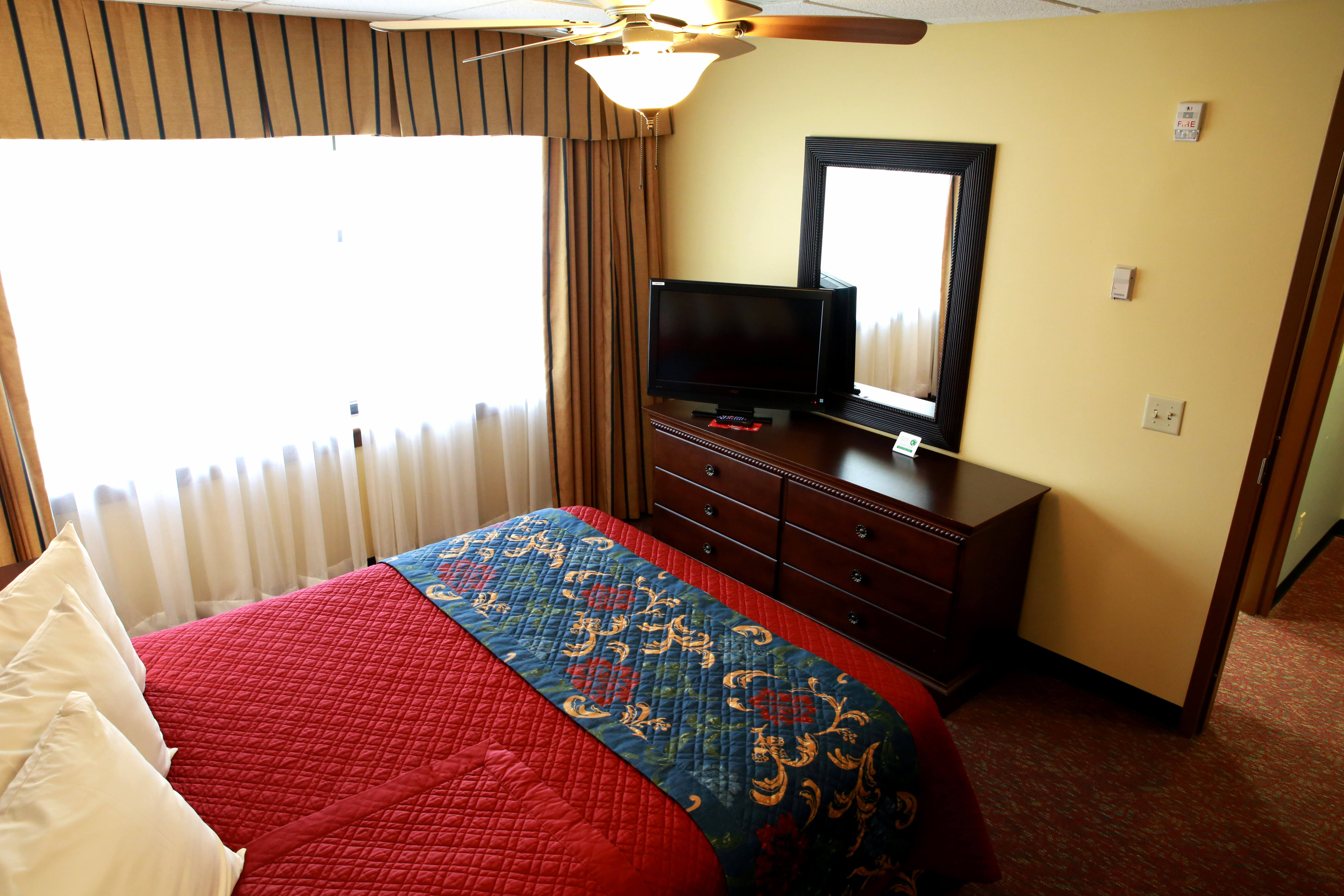 Marine Corps Air Station Beaufort Bachelor Officers' Quarters / BOQ ...