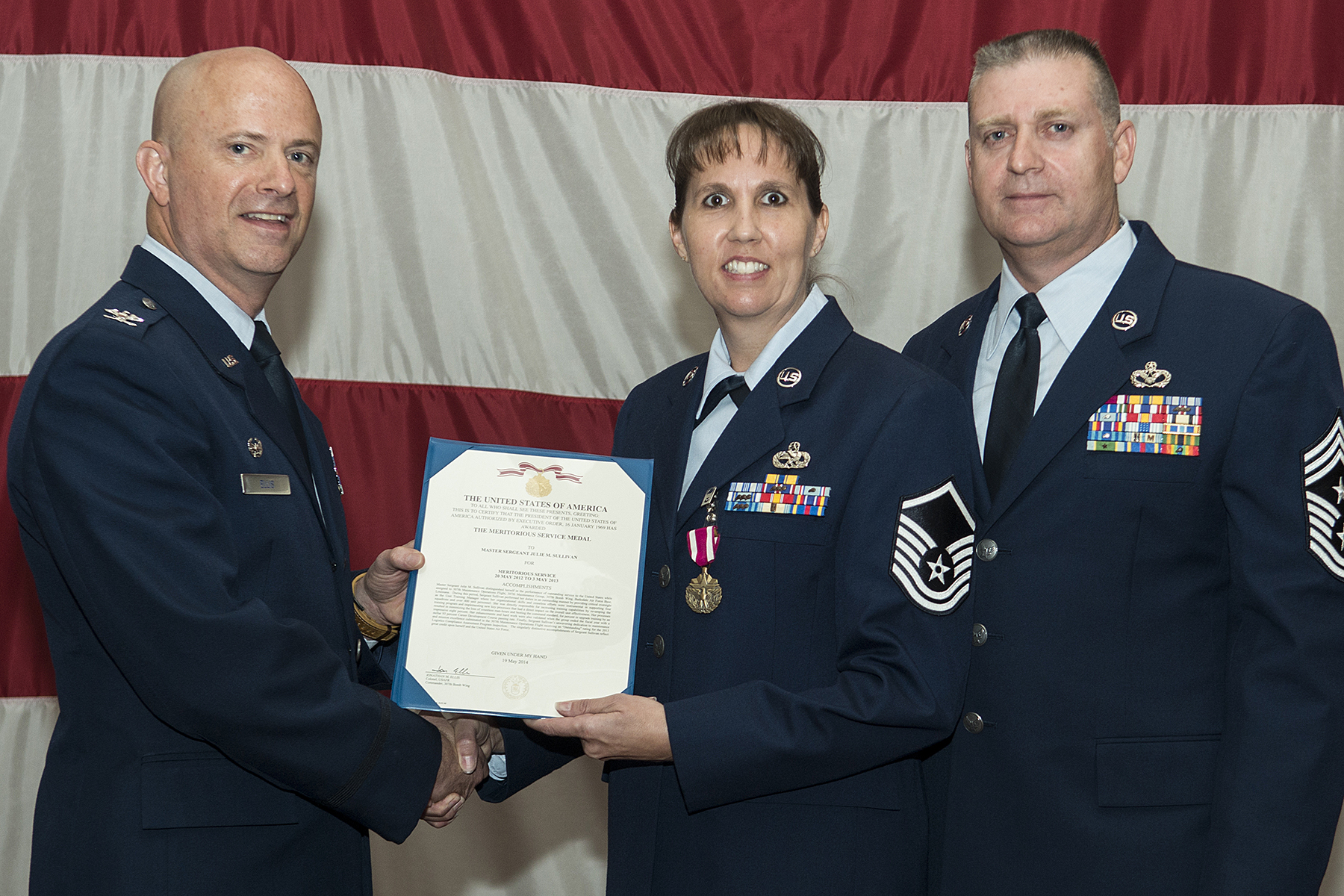 The 307th BW recognizes outstanding Airmen > 307th Bomb Wing > Article ...