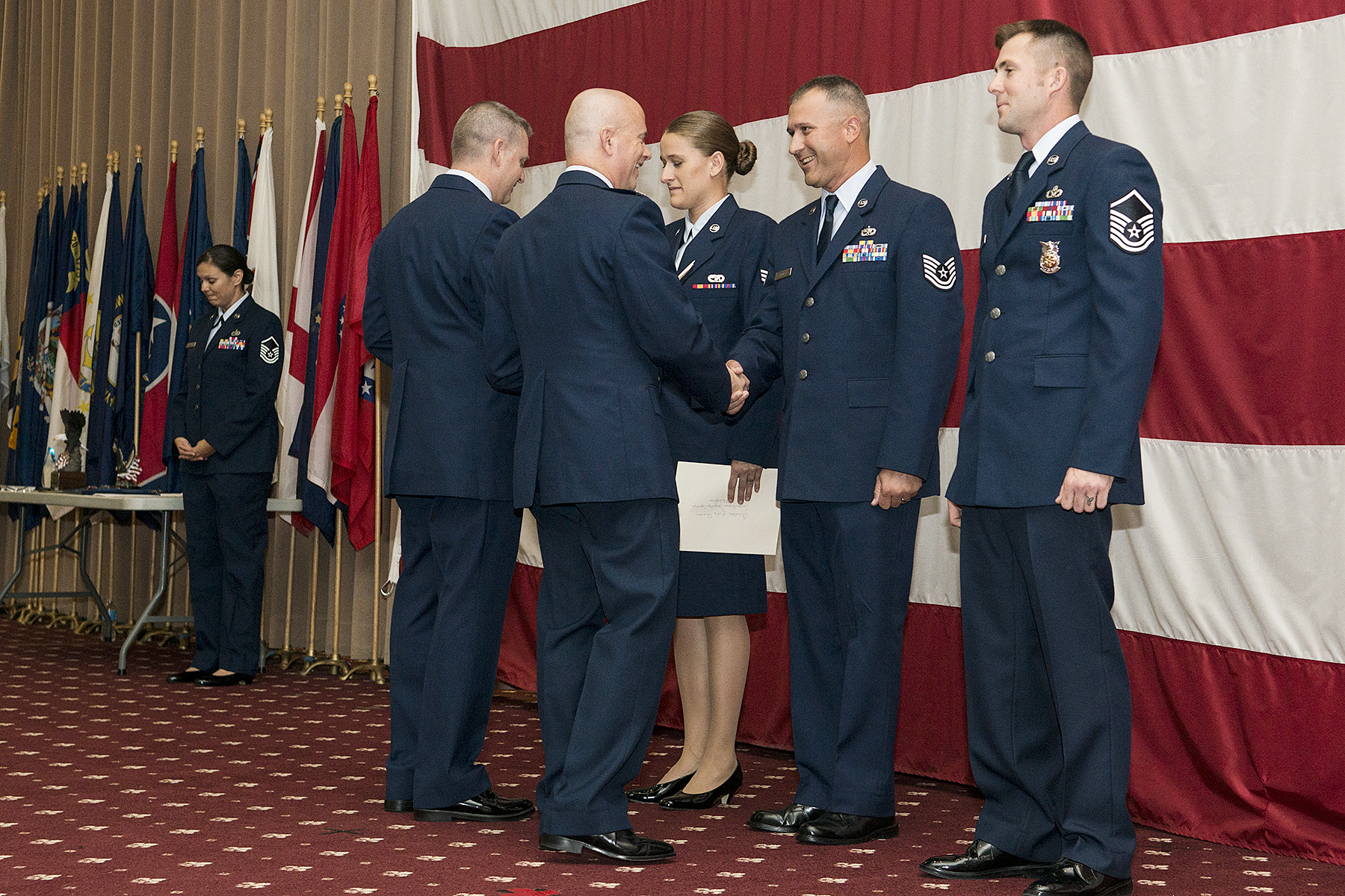 The 307th BW recognizes outstanding Airmen > 307th Bomb Wing > Article ...