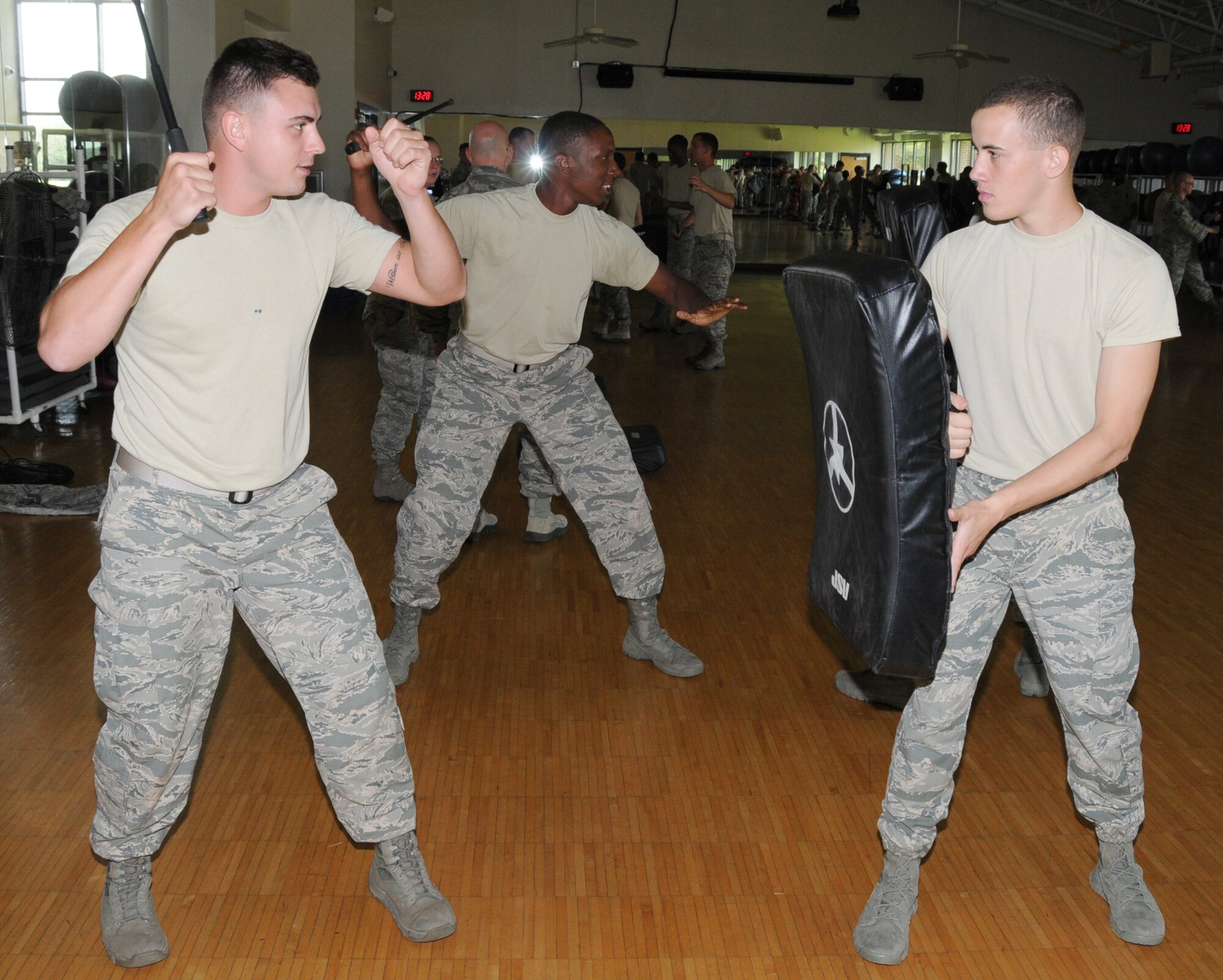 Security Forces get physical with baton training > Air National Guard ... Security Forces get physical with baton training > Air National Guard ...