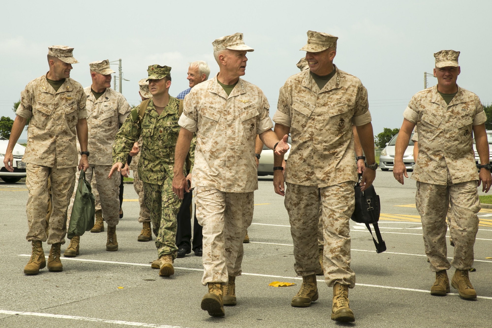 Commandant, SMMC visit Marines on Okinawa