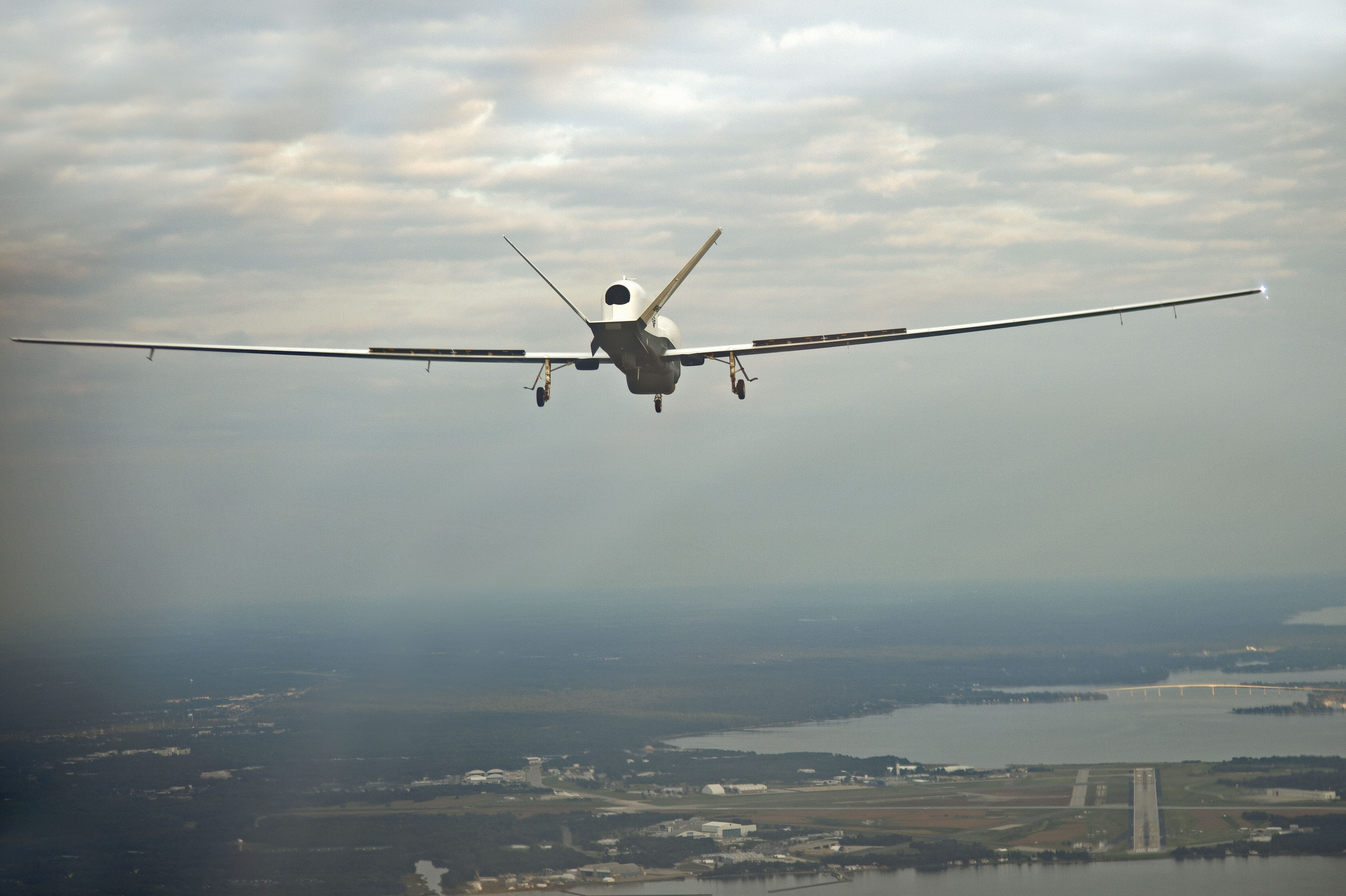 Triton has first cross-country flight from Palmdale > Edwards Air Force ...