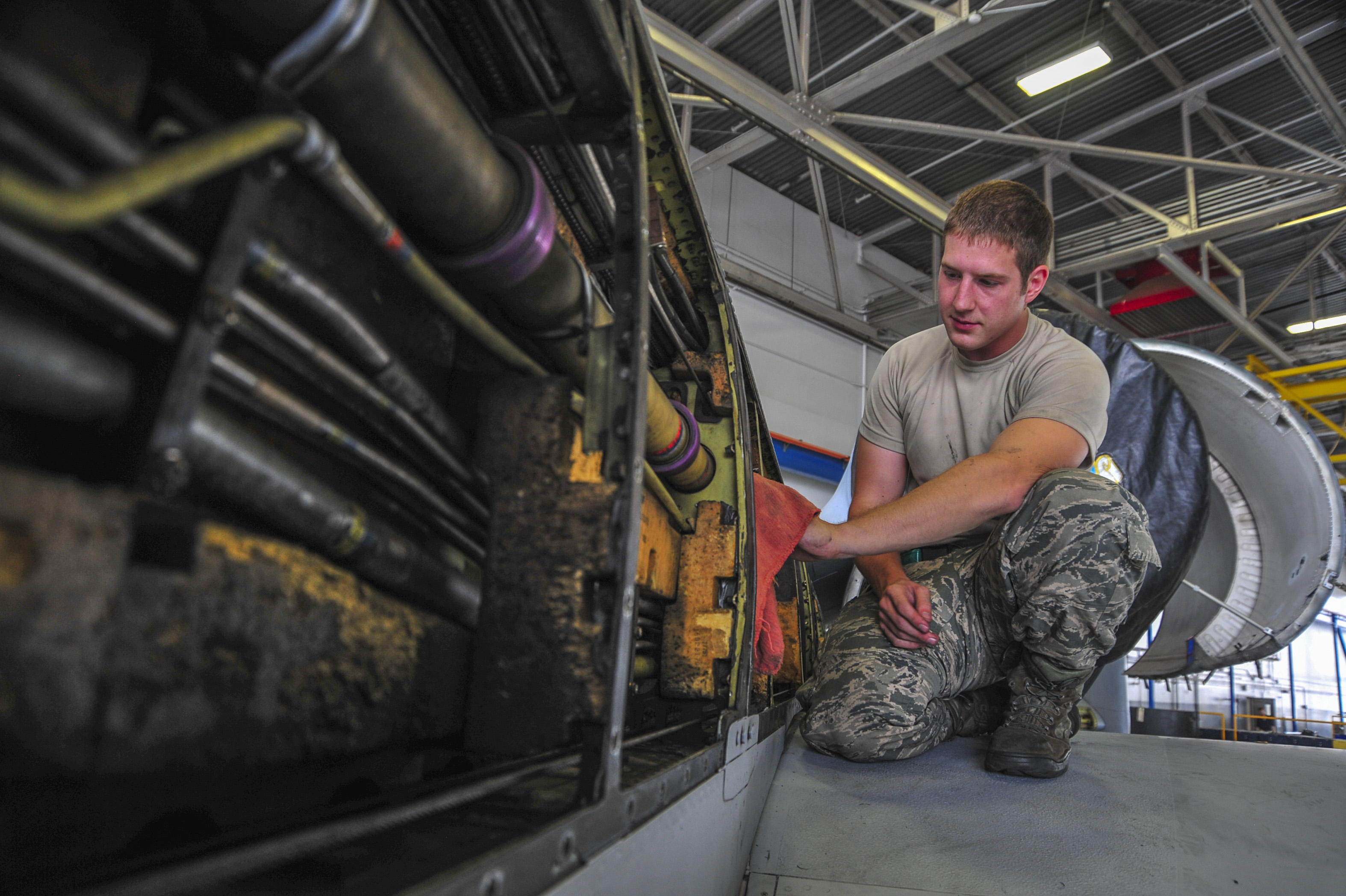 355th Equipment Maintenance Squadron: Maintenance Flight > Davis ...