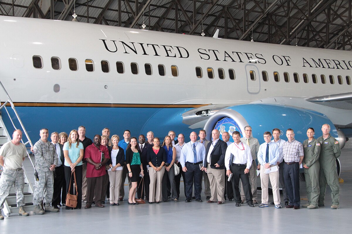 Leadership event held at 932nd Airlift Wing > 932nd Airlift Wing ...