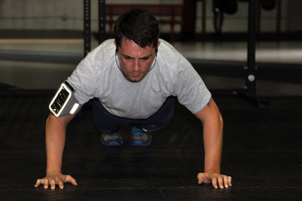 Comprehensive Airmen Fitness Day becomes physical > Offutt Air Force ...