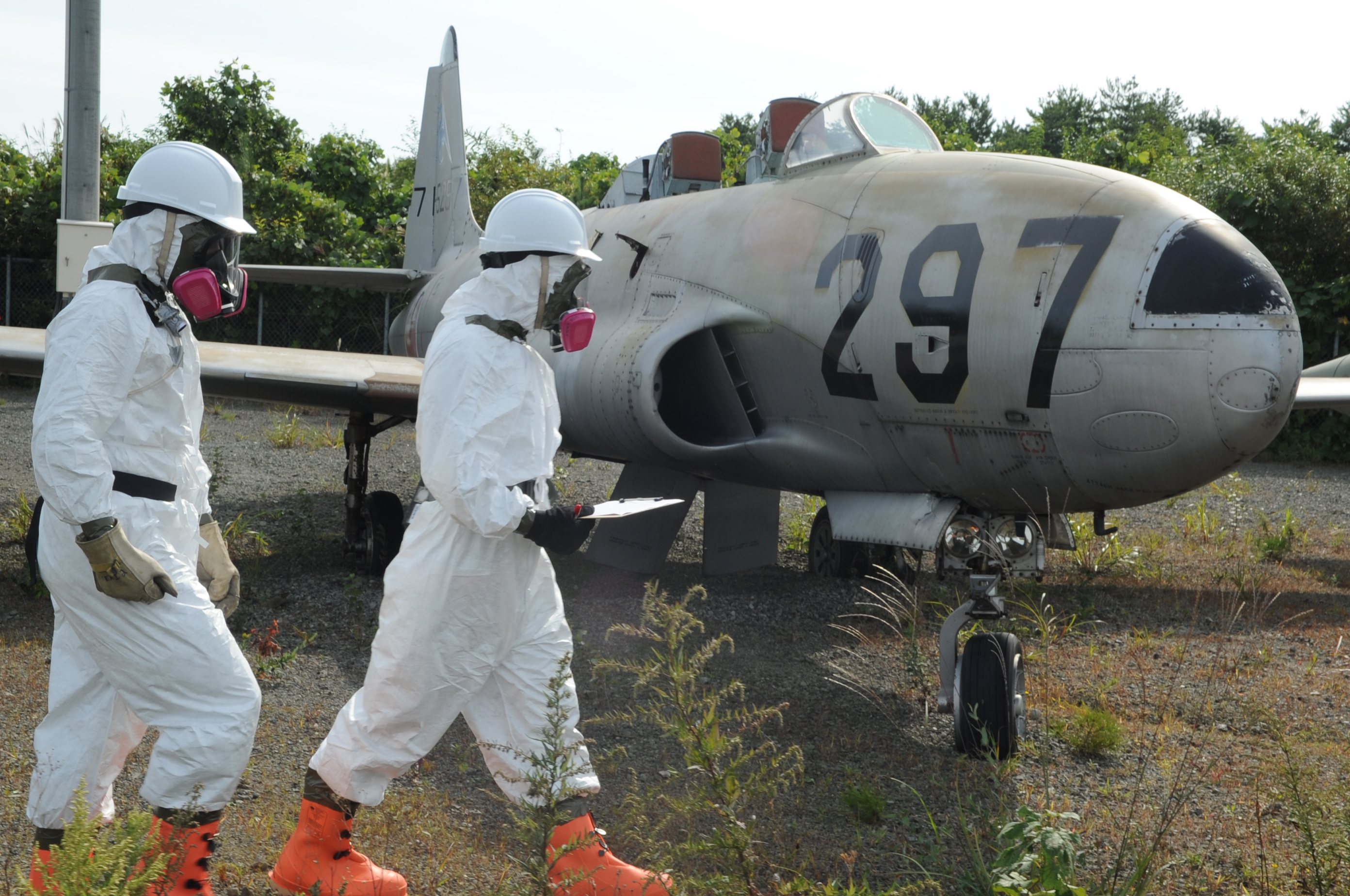 Exercise prepares Airmen for aircraft recovery