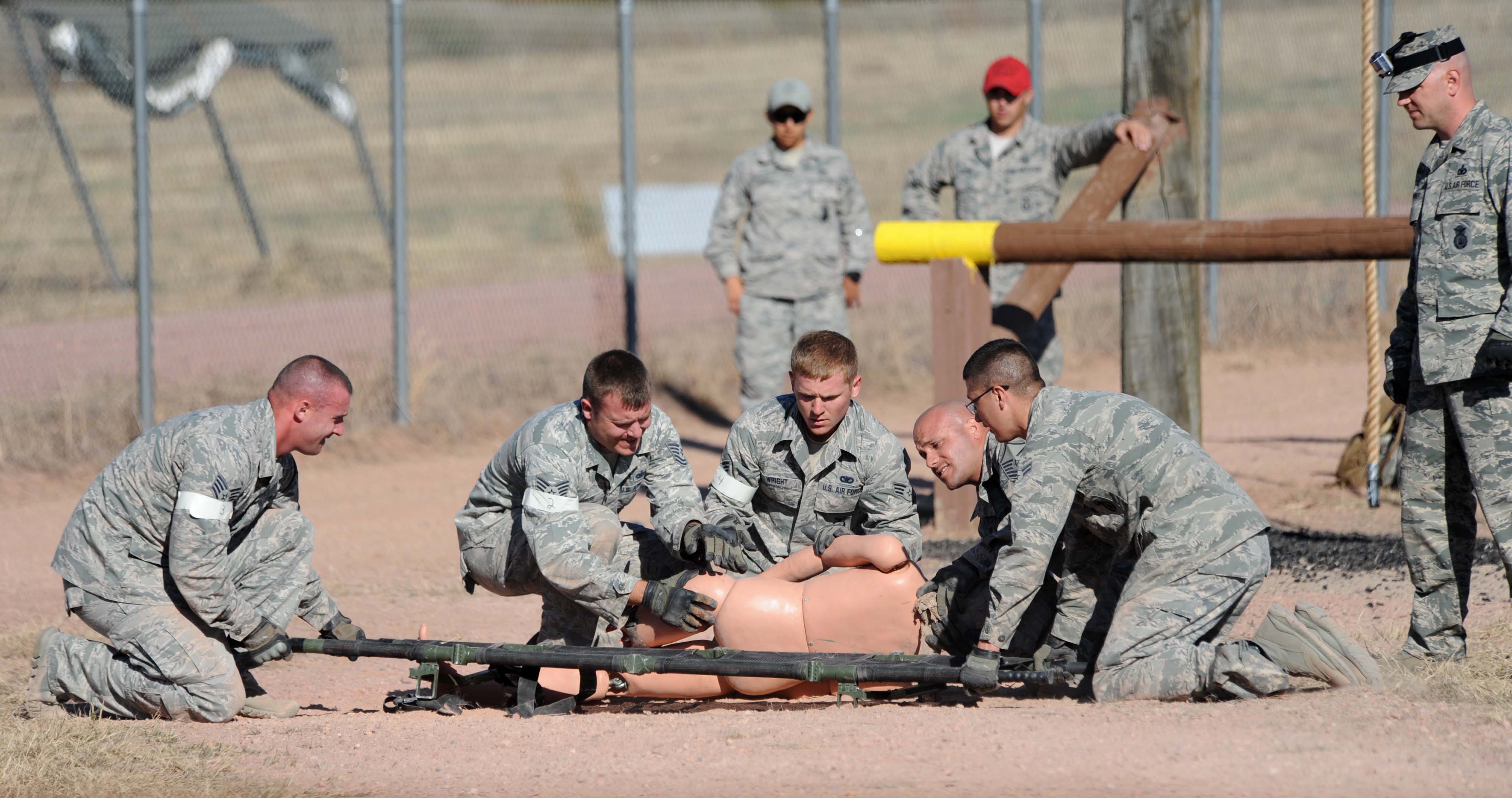 SFS Global Strike Challenge Obstacle Course > Ellsworth Air Force Base ...