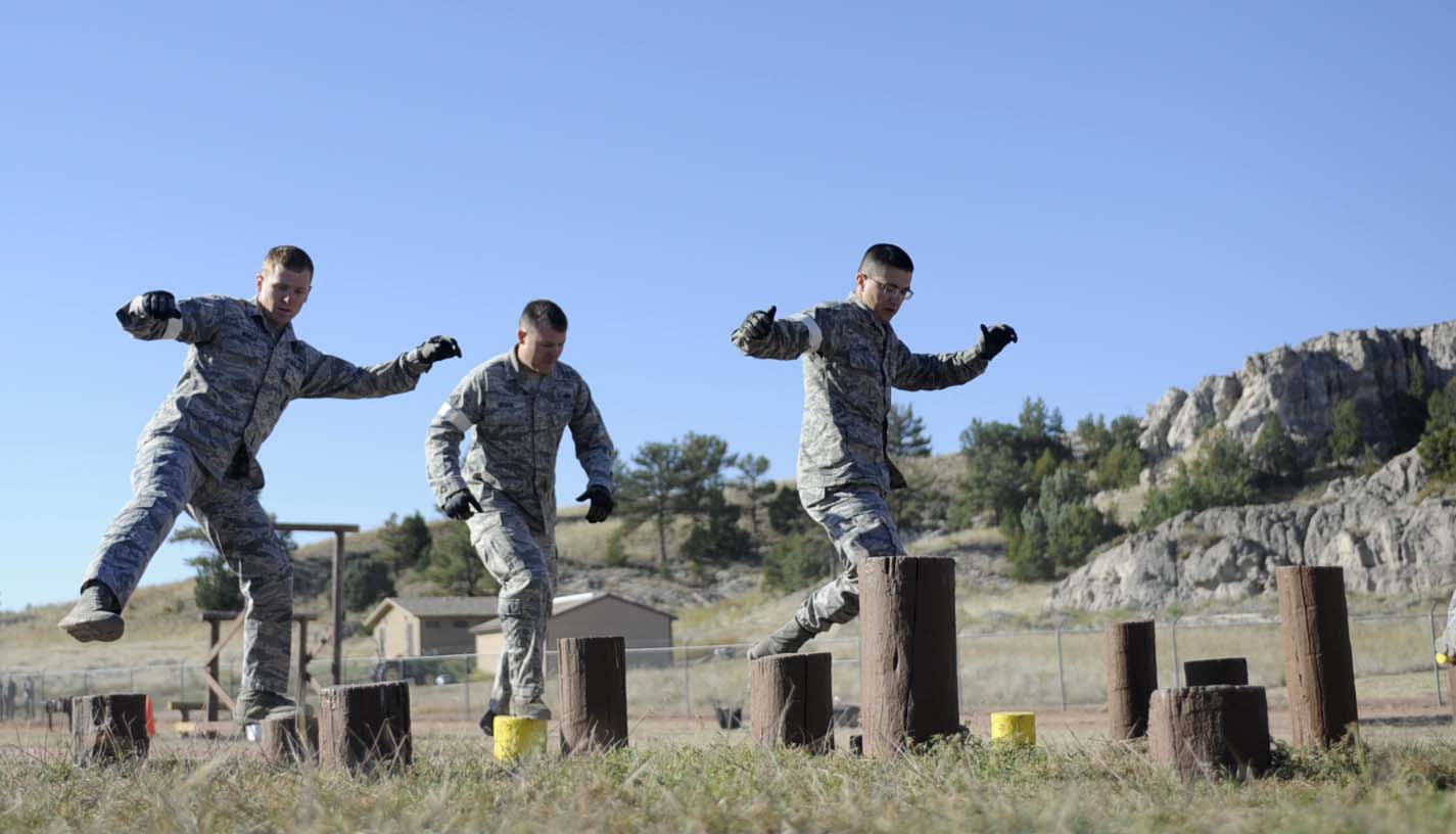 SFS Global Strike Challenge Obstacle Course > Ellsworth Air Force Base ...