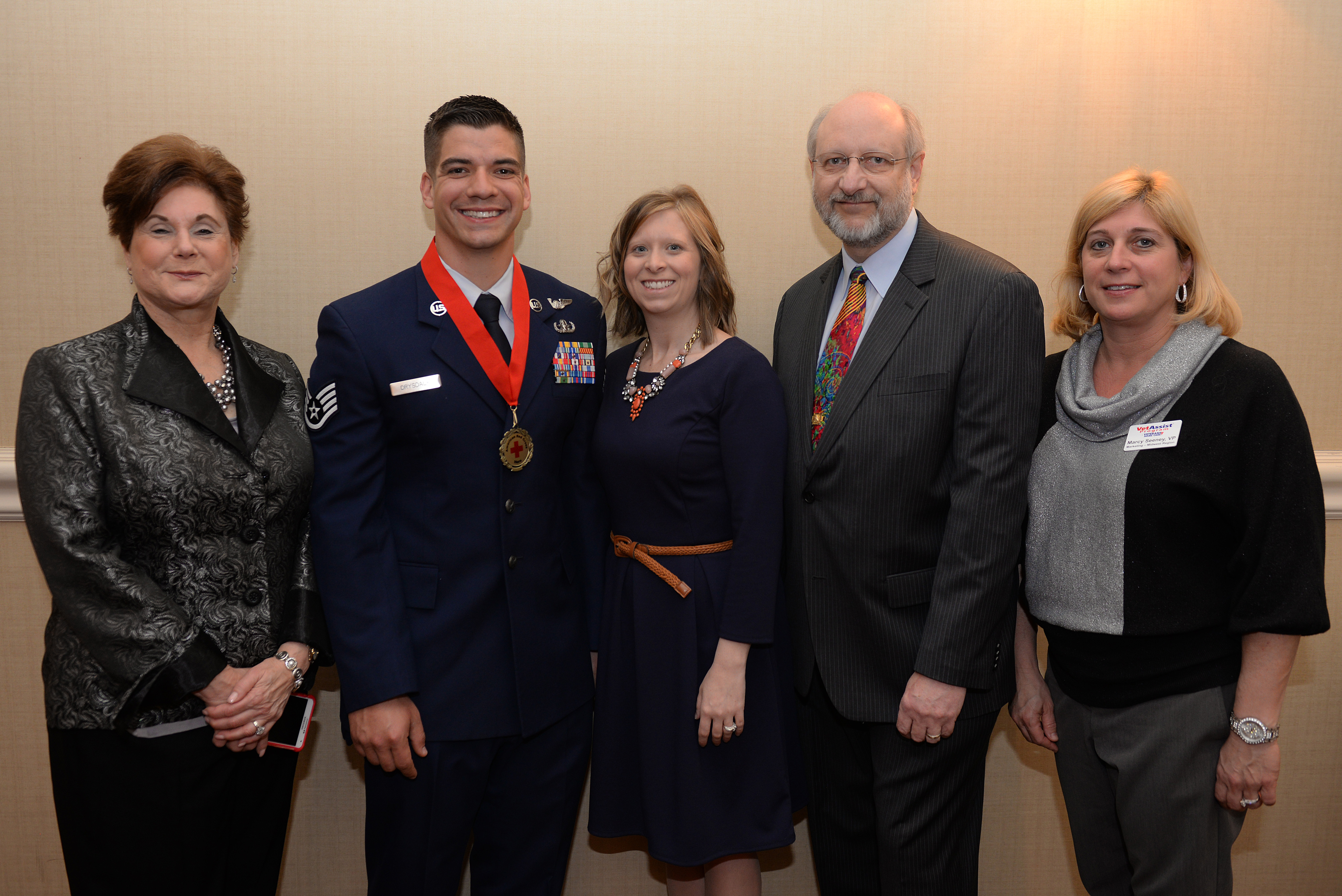 Scott EOD tech recognized for heroic actions after explosion > Scott ...