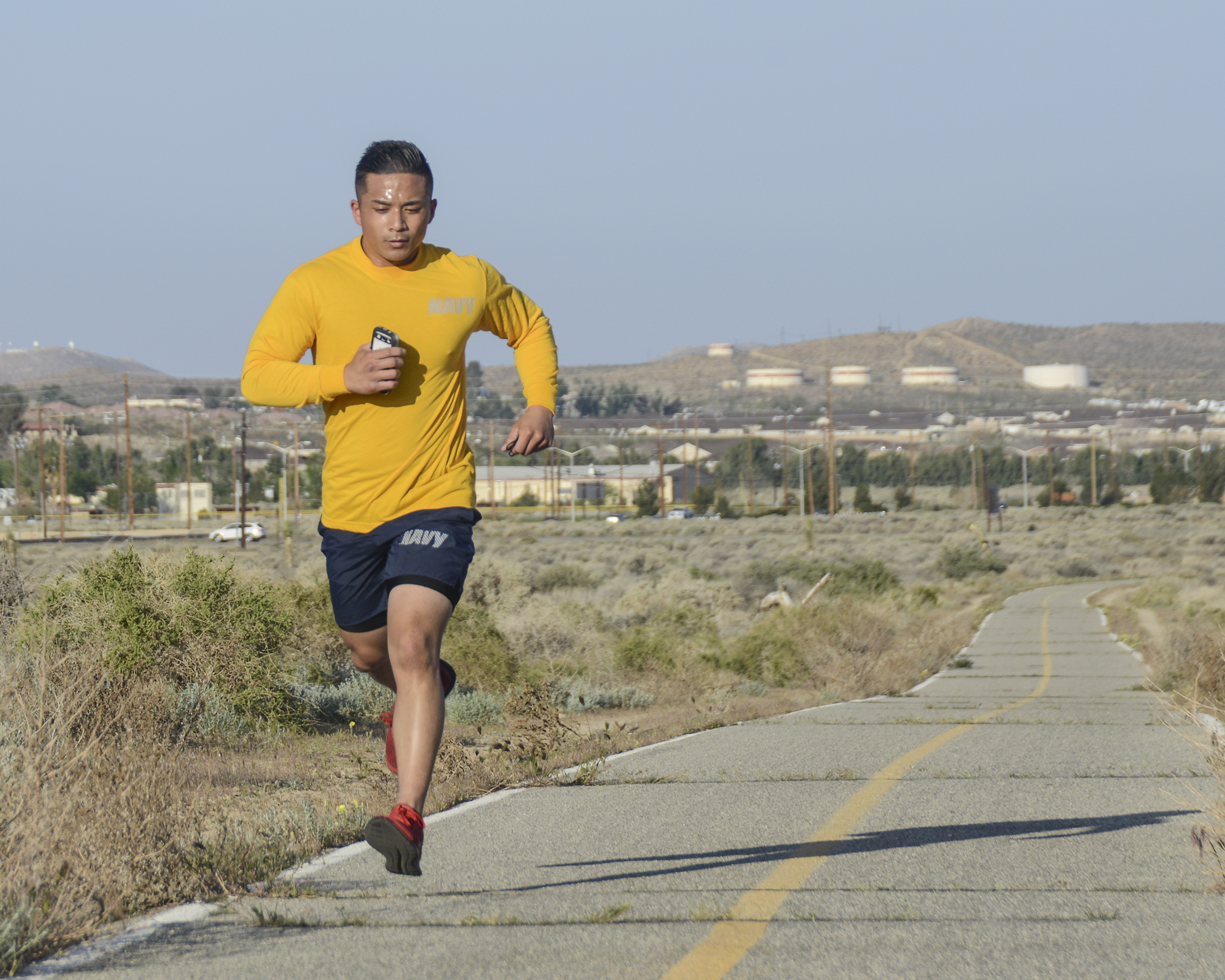 122 years of Navy chiefs celebrated with fun run > Edwards Air Force ...