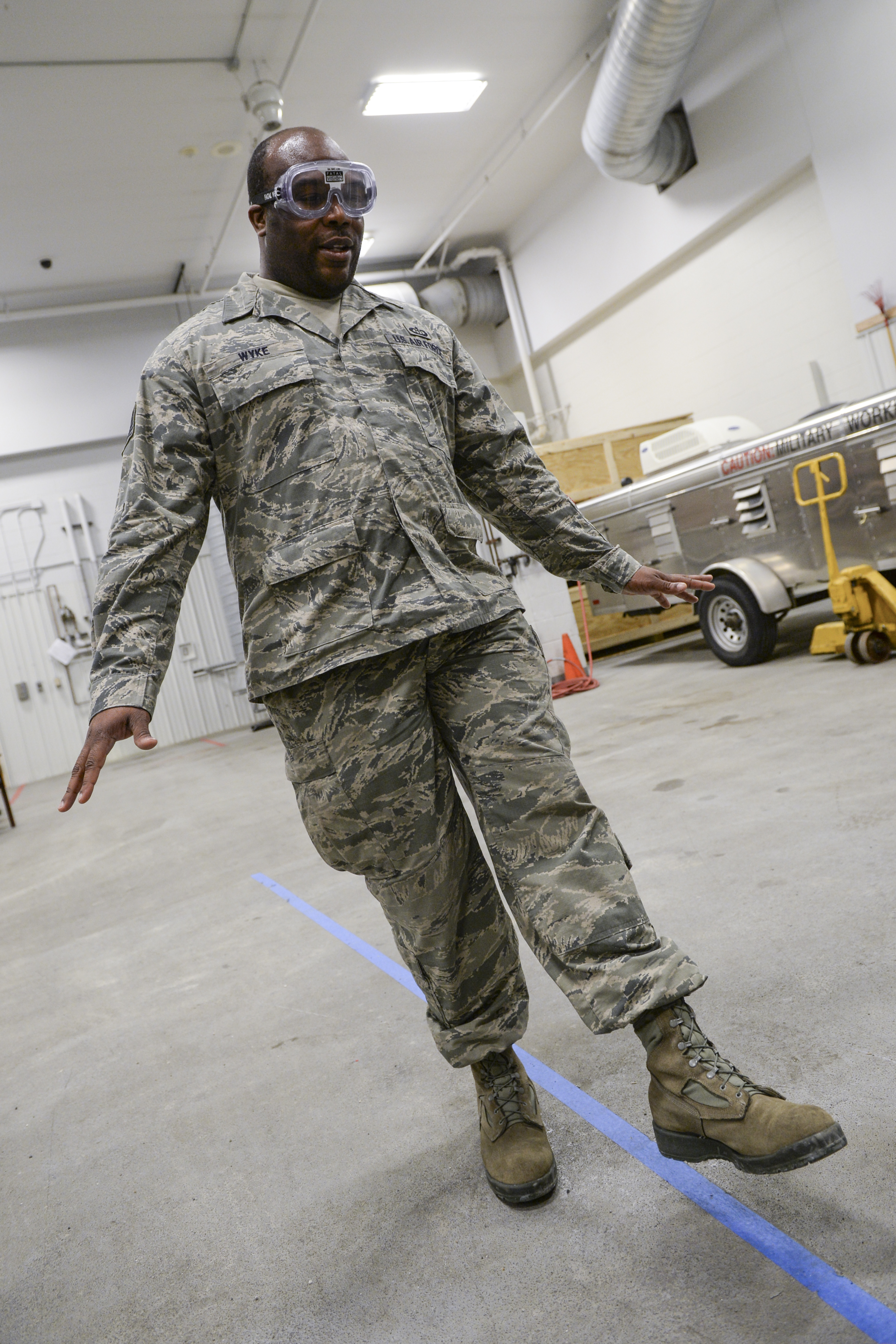 Iceman team tackles 'Amazing Race' > Eielson Air Force Base > Display