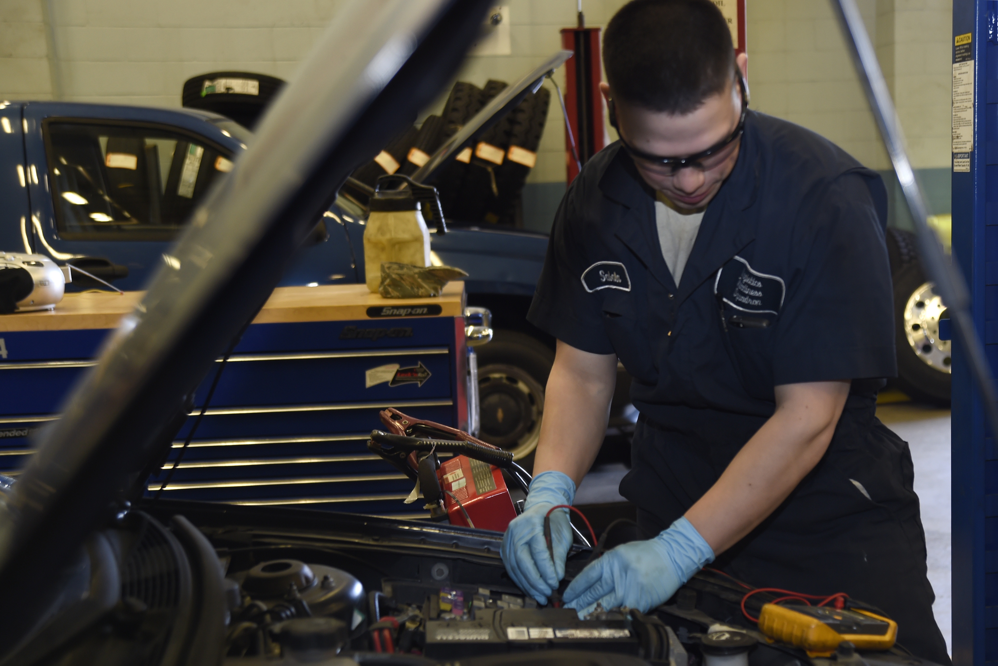 11 LRS ensures vehicle ops > Joint Base Andrews > Article Display