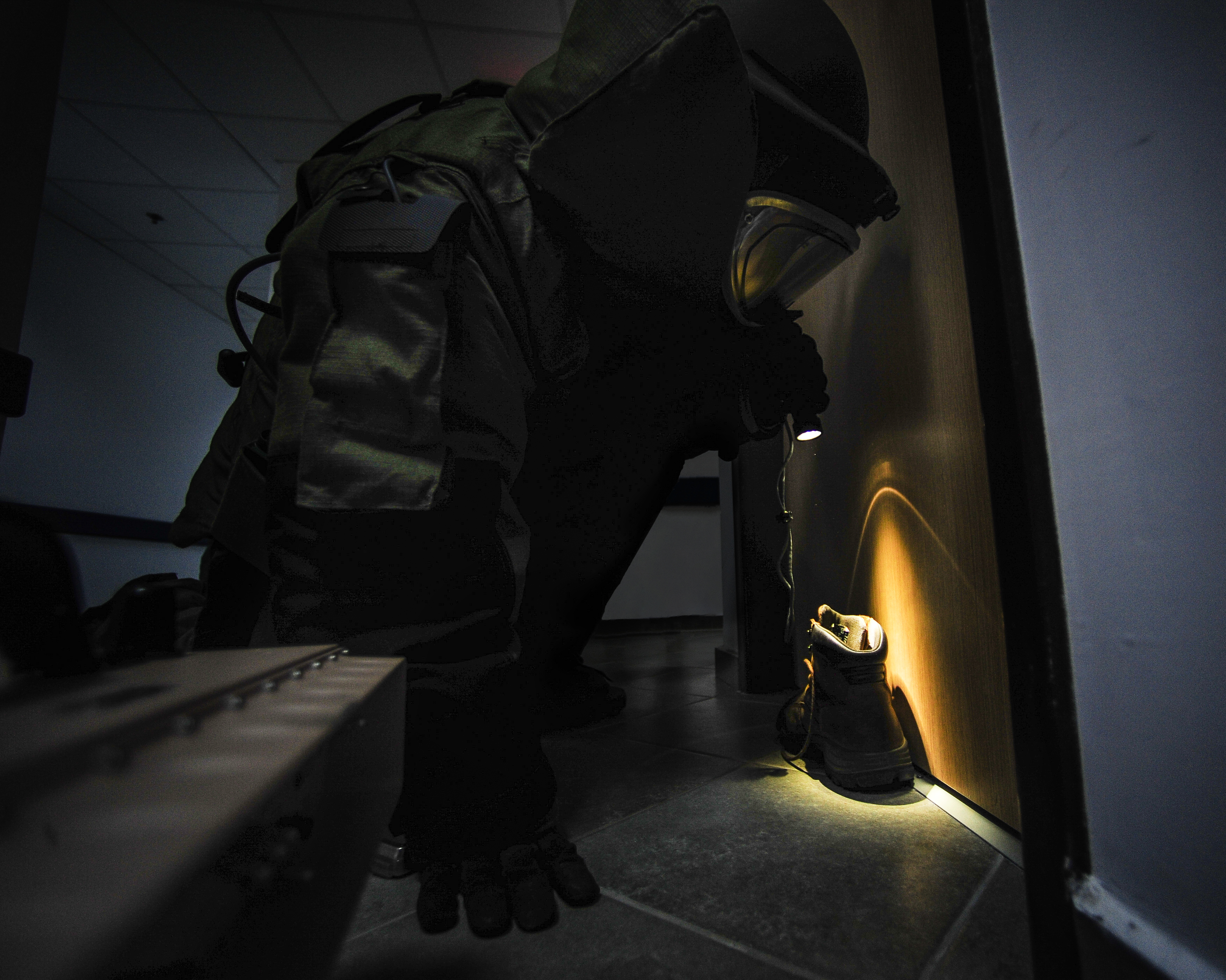 "LOCKDOWN LOCKDOWN LOCKDOWN" > Incirlik Air Base > Article Display