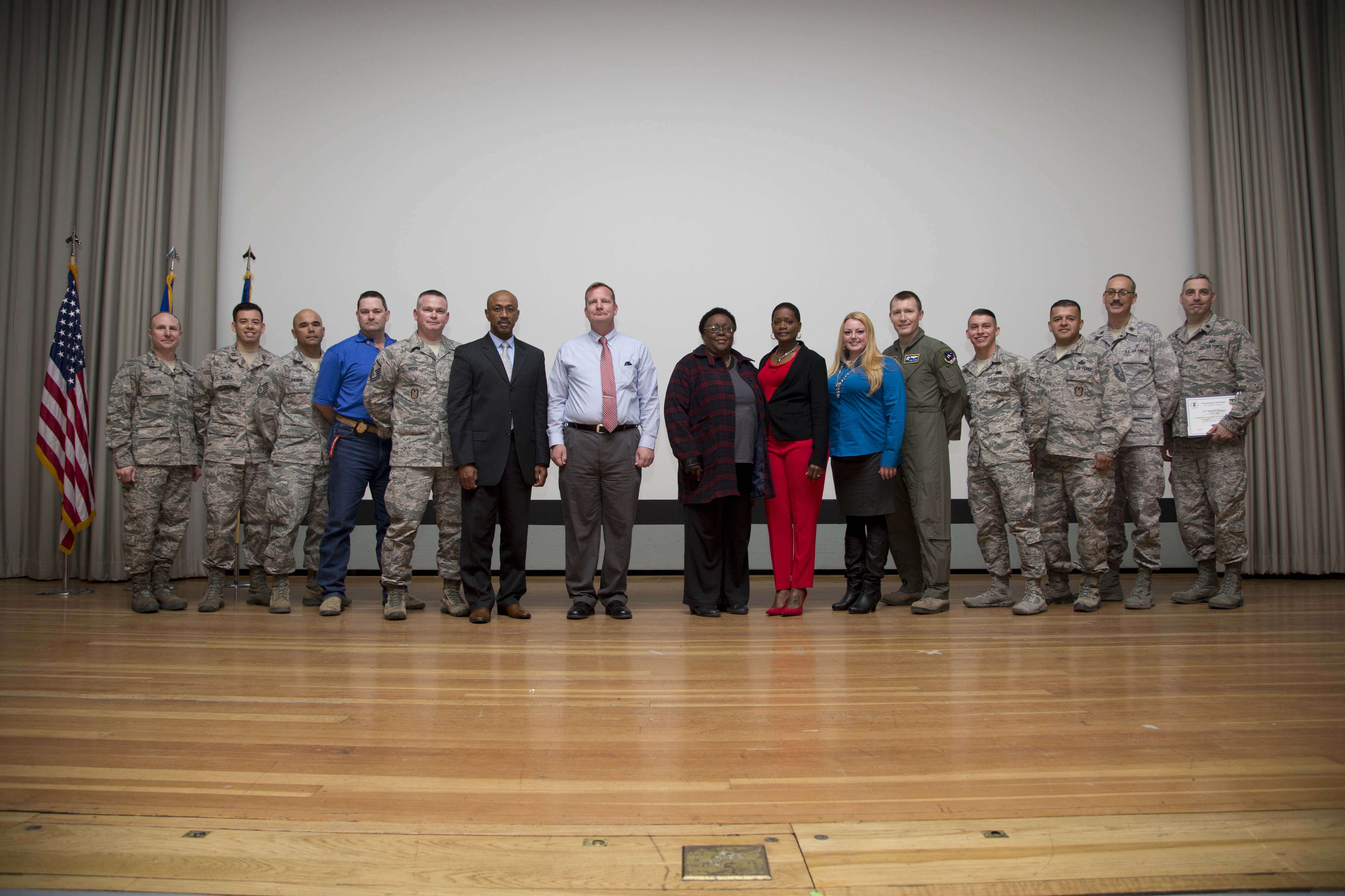 New 412th CC gets right to work, outlines road ahead > Edwards Air ...