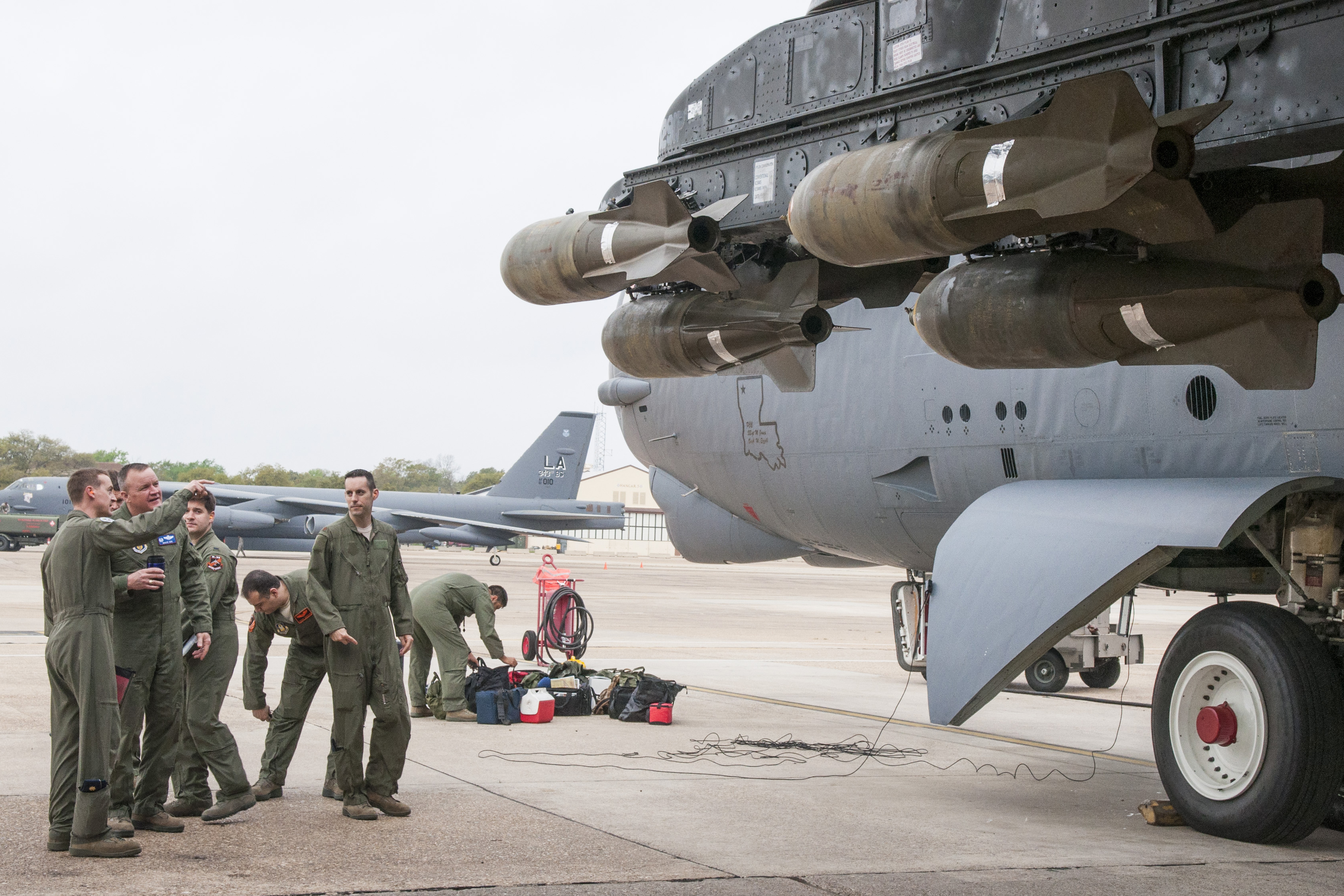 The 343rd Bomb Squadron is off to make a bang > 307th Bomb Wing ...