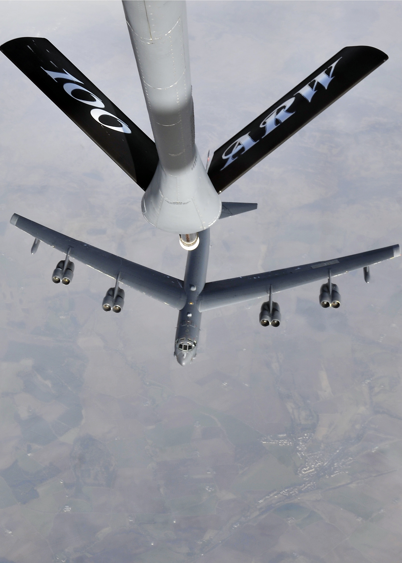 B-52s refuel over U.K. > Royal Air Force Mildenhall > RAF Mildenhall News