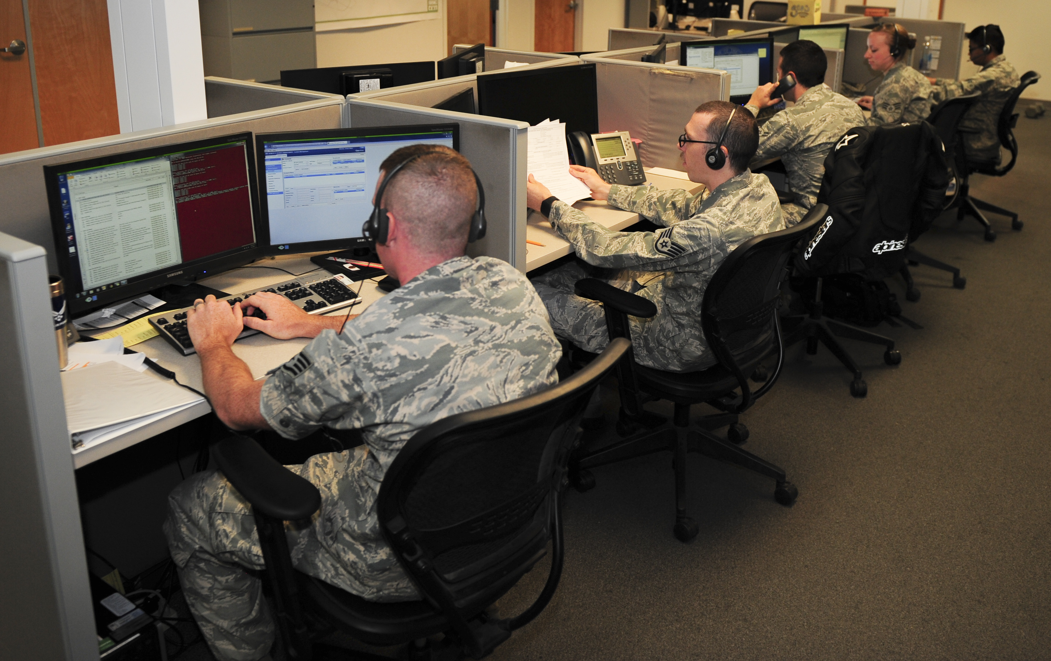 355th Communication Squadron stands up call center > Davis-Monthan Air ...