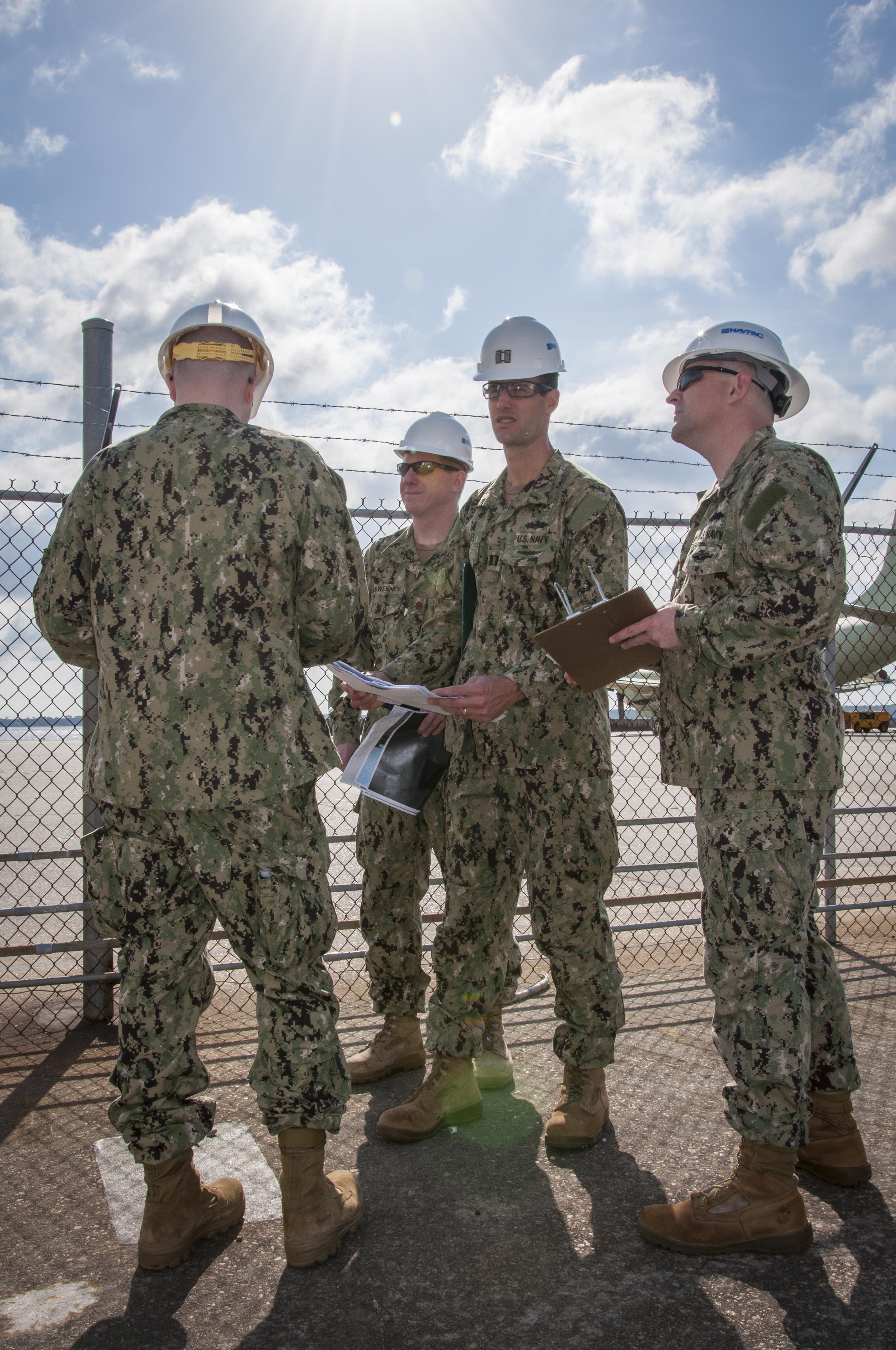 NAVFAC Contingency Engineering Unit Trains in Jacksonville > Seabee ...