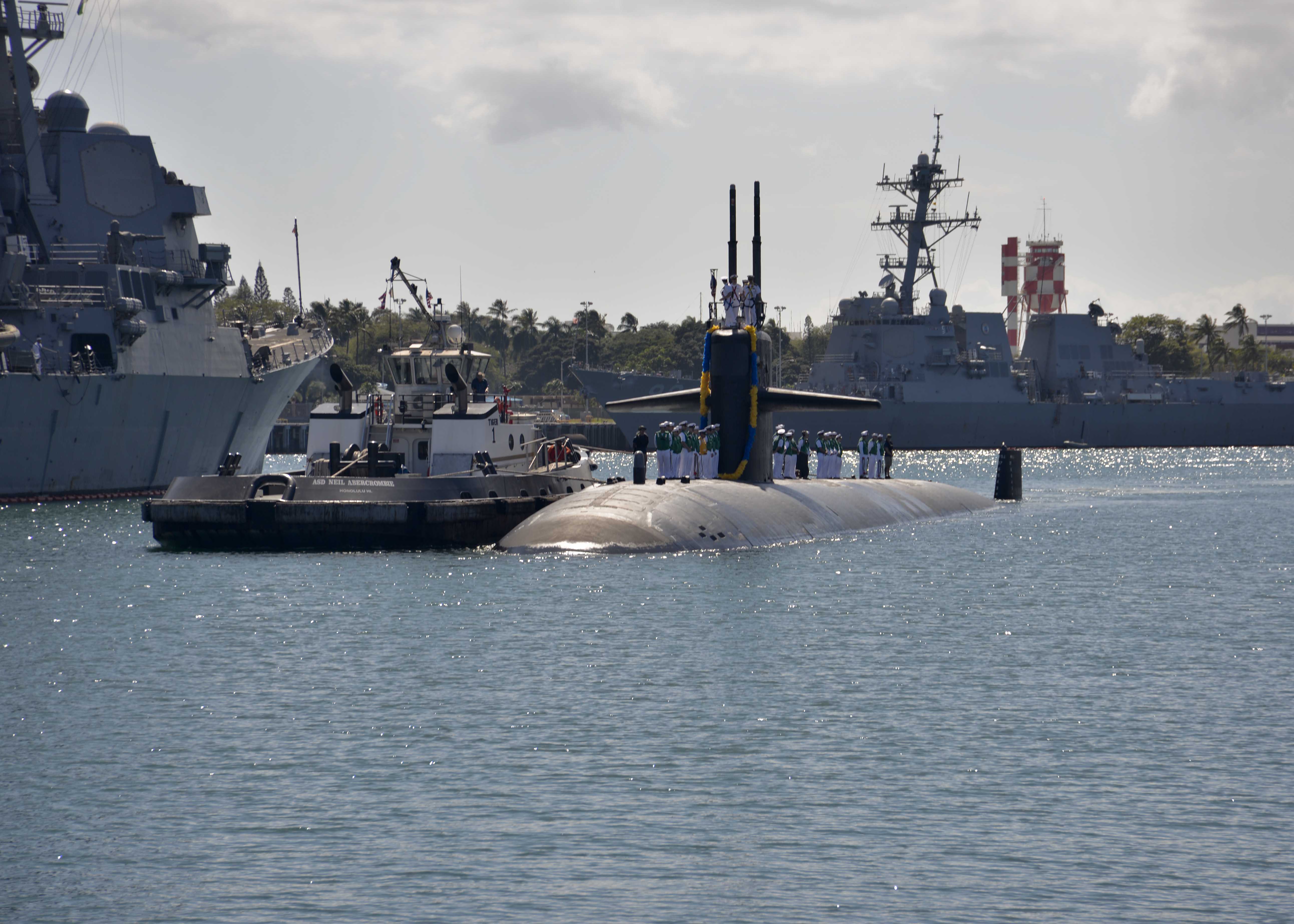 USS Louisville Changes Command > United States Navy > display-pressreleases