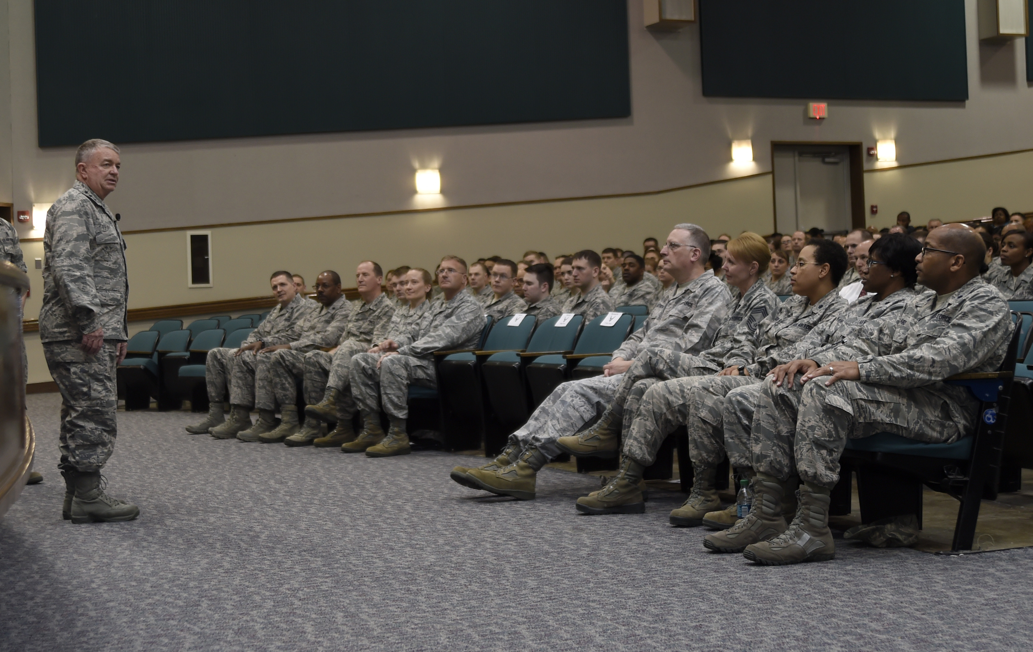 AF Surgeon General visits 79th MDW > Air Force District of Washington ...