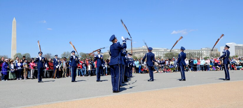 Drill team showcases new routine > Joint Base Andrews > Article Display