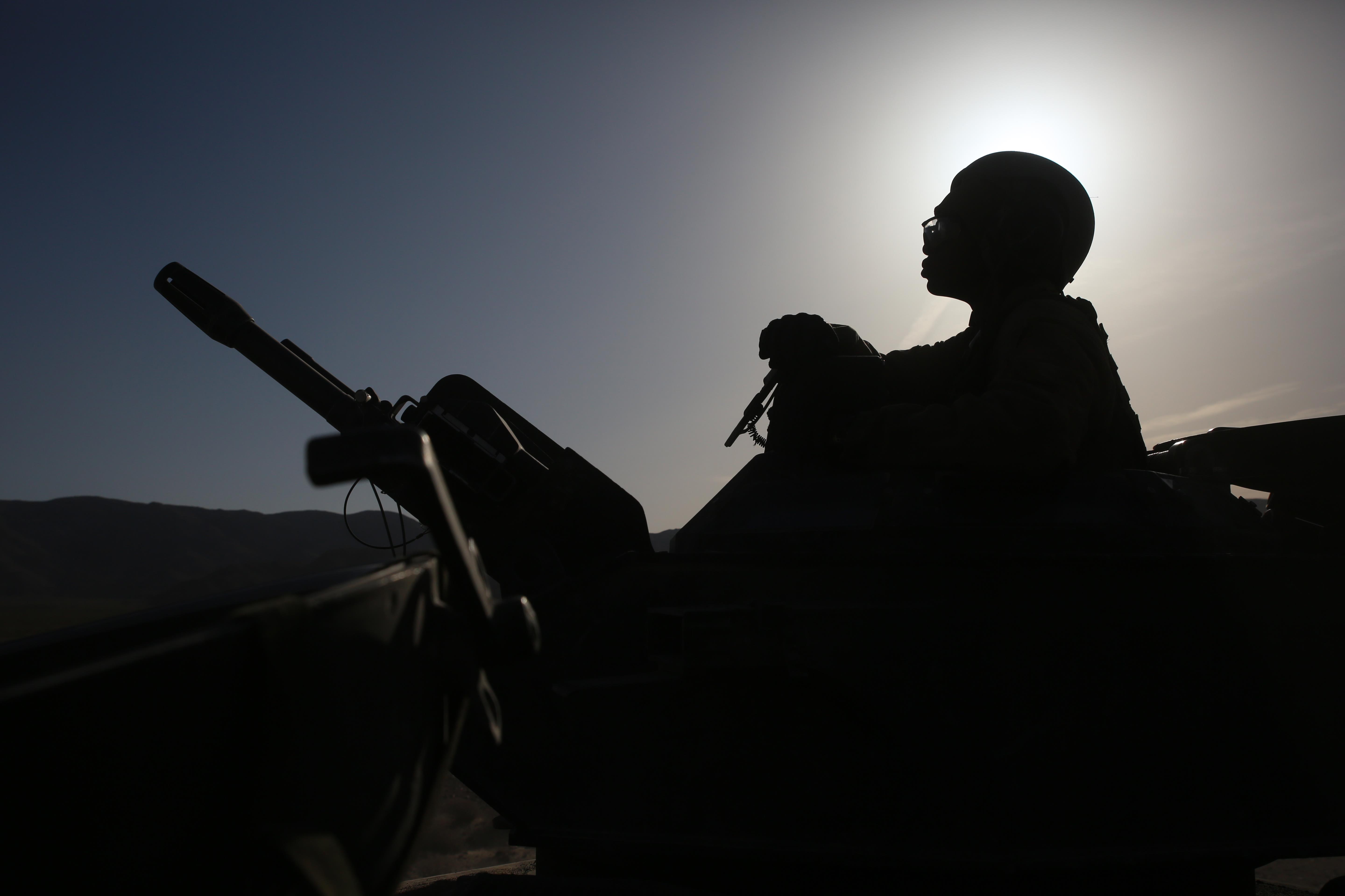 Integrated Task Force mechanized Marines roll through MCOTEA assessment