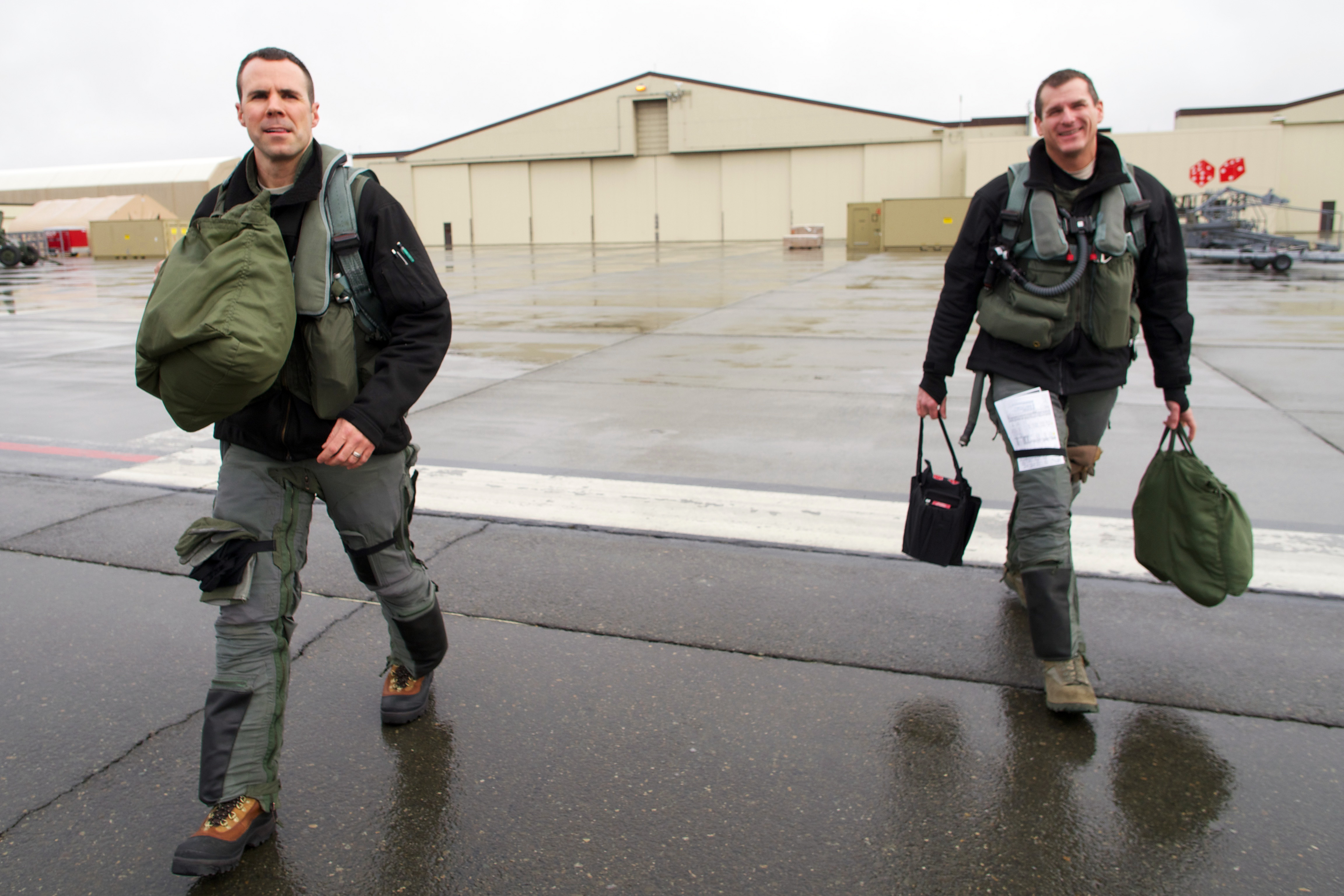 Air Force Majs. Gary "Wilco" Wallace, left, and wingman Clayton "Fokker ...