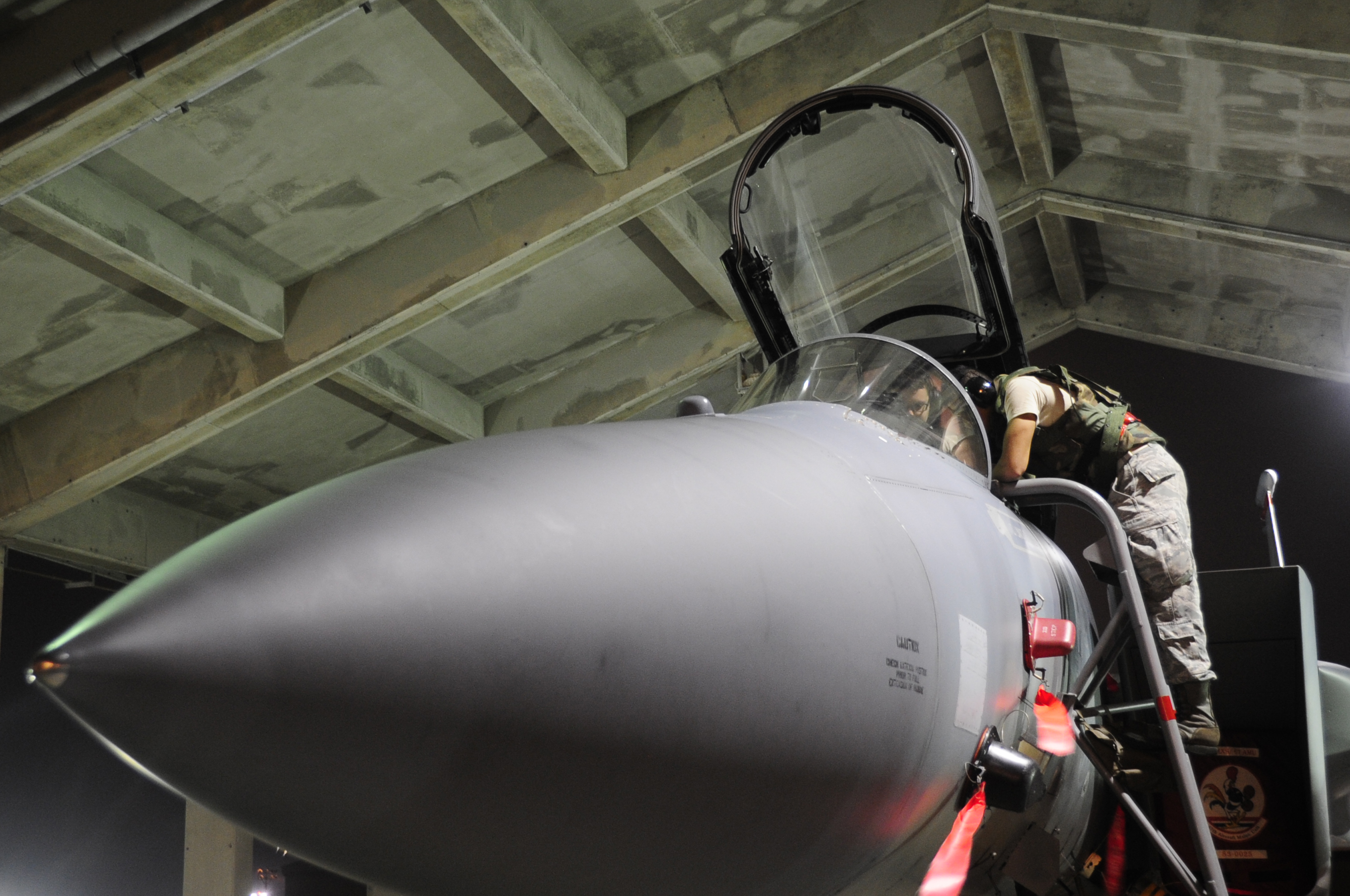 Kadena's 67th FS exercises day, night > Kadena Air Base > Article Display