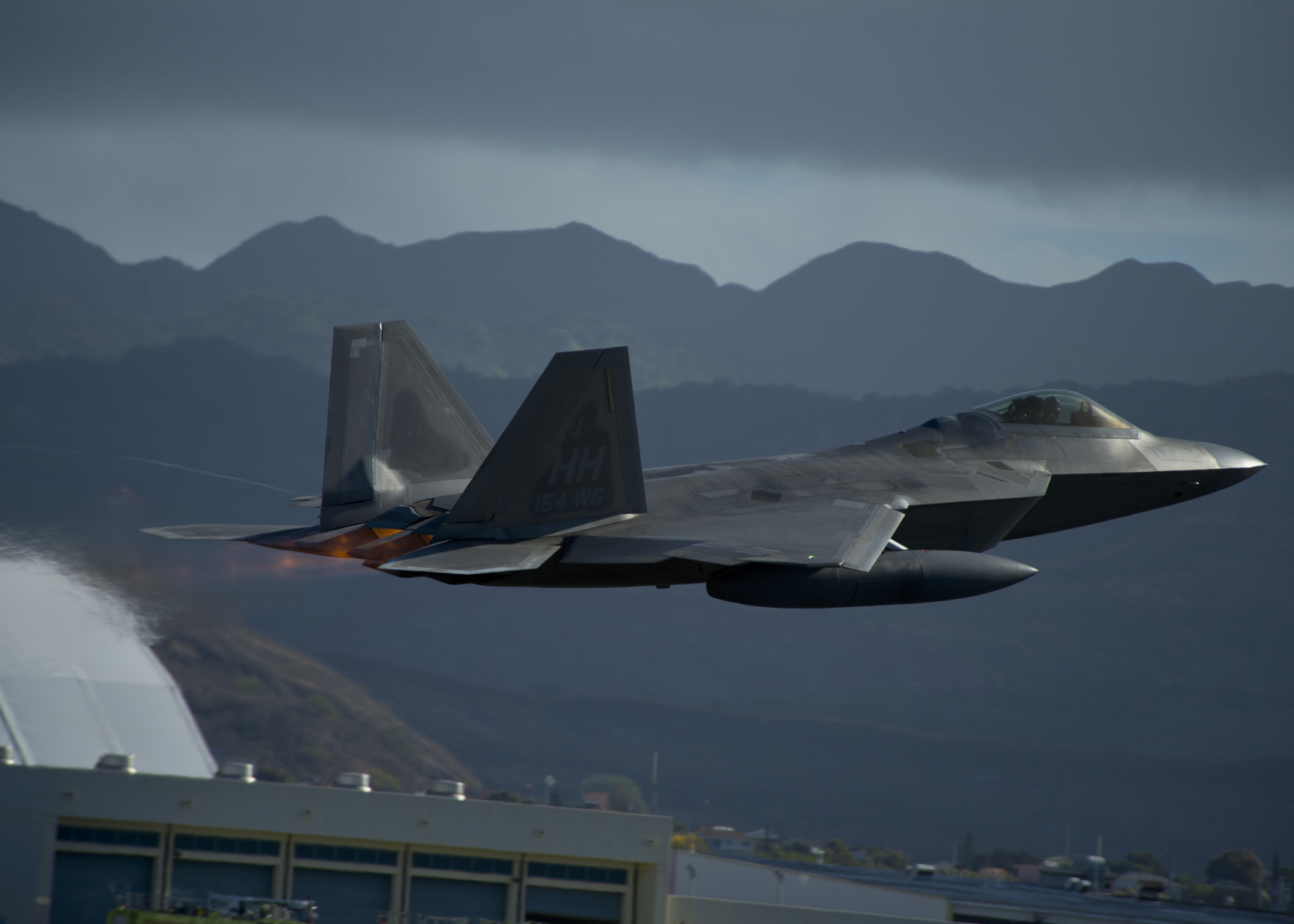 Hawaiian Raptors launch for a Joint Training