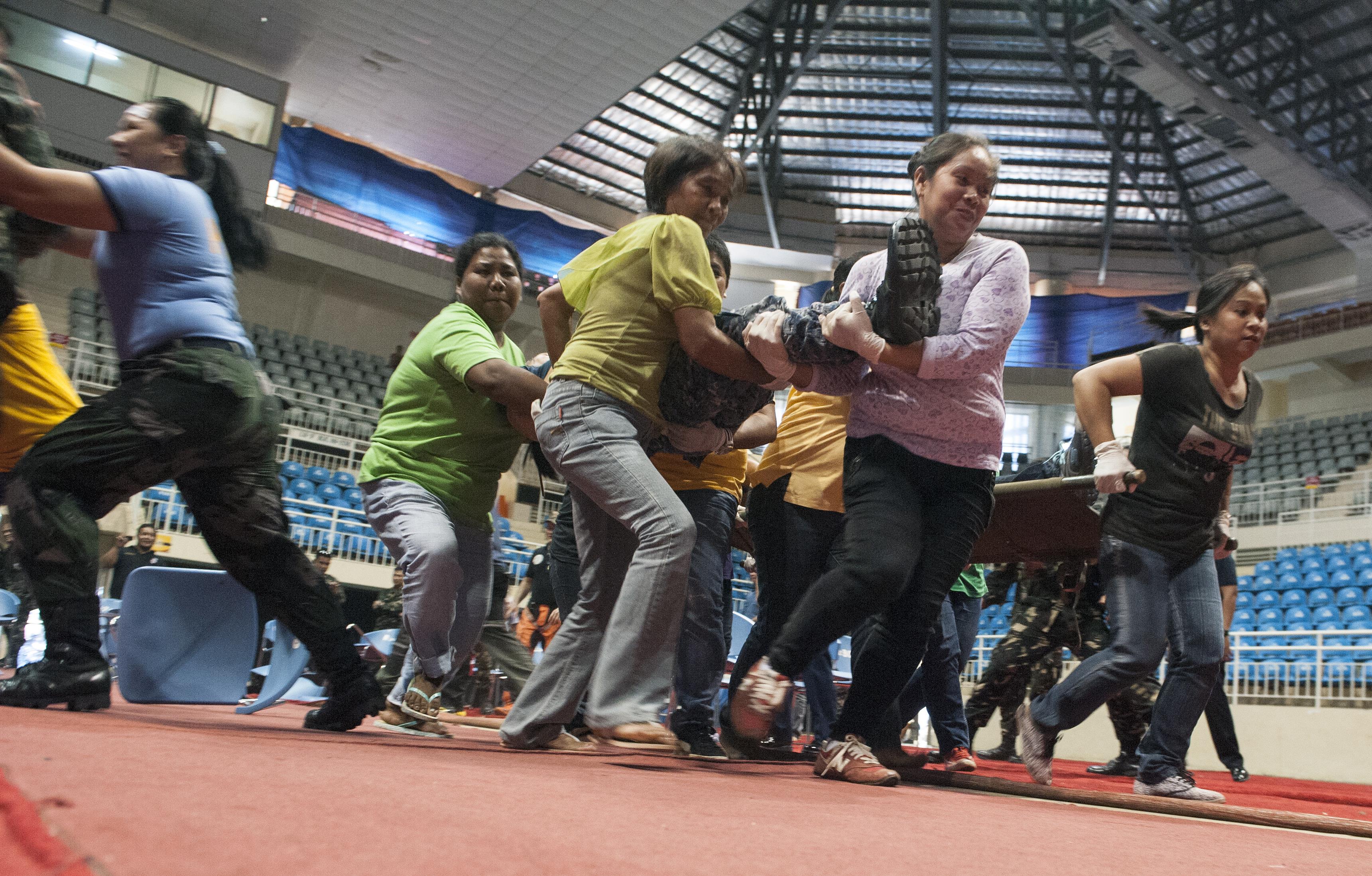 BK15 multinational team teaches health workers first responder skills