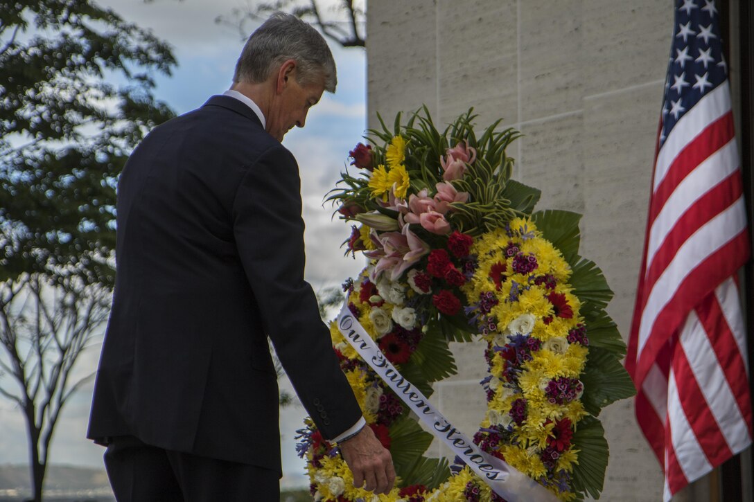 SecArmy pays respects to fallen heroes at American Cemetery