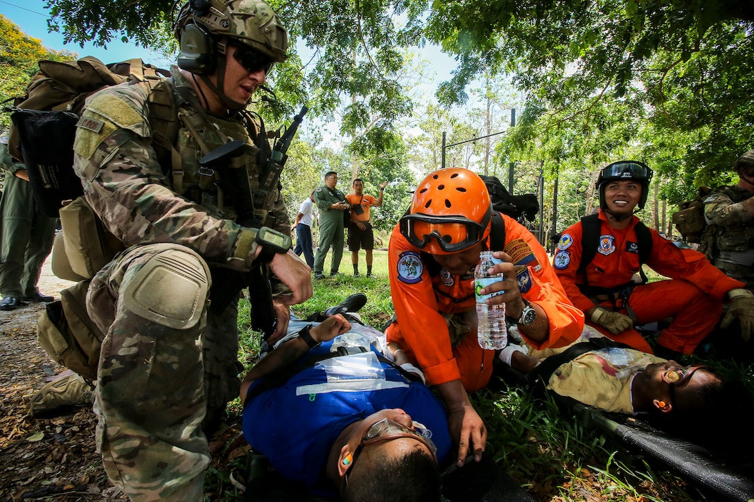 USAF, PAF Develop Bilateral Rescue Techniques