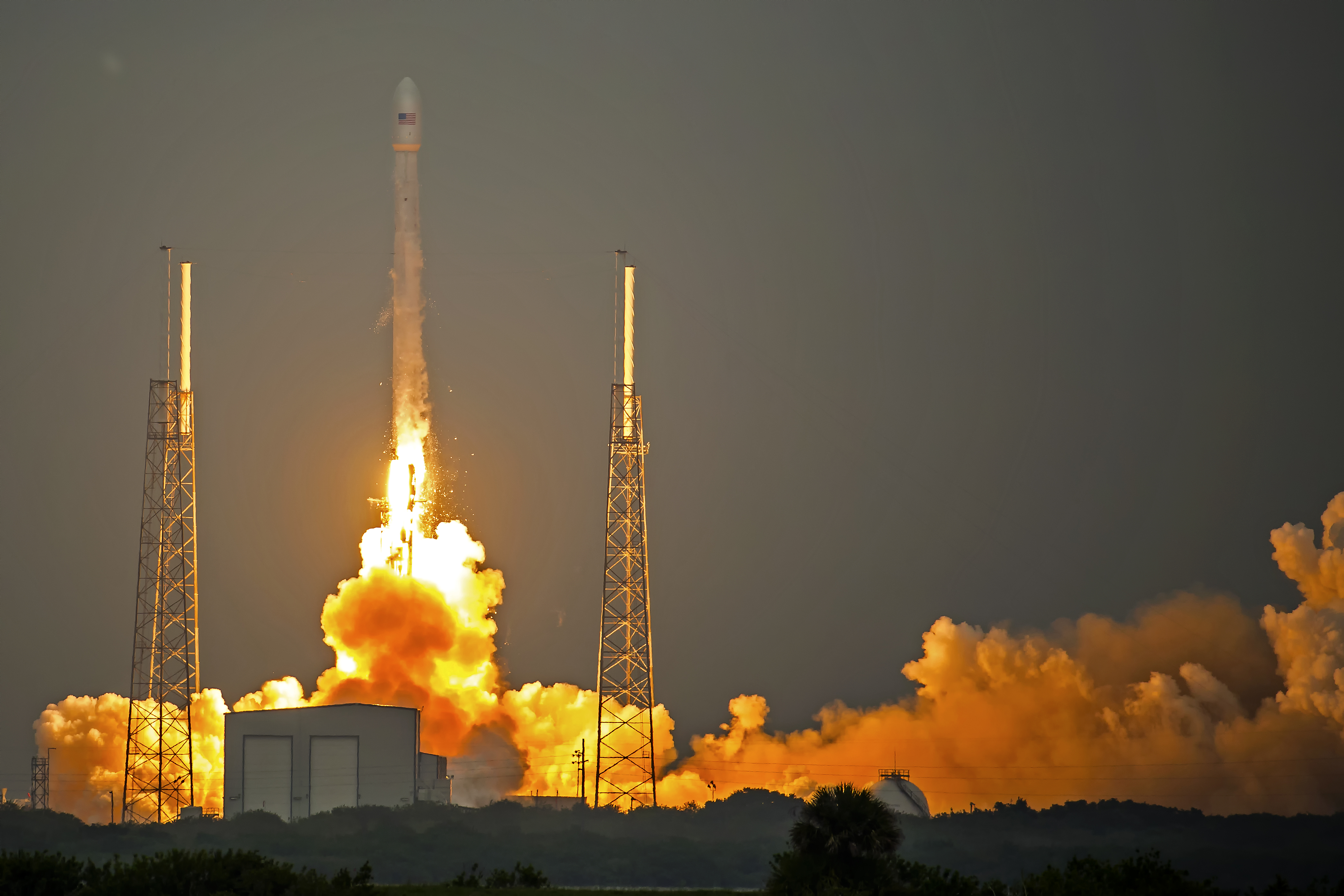 Falcon 9 Thales