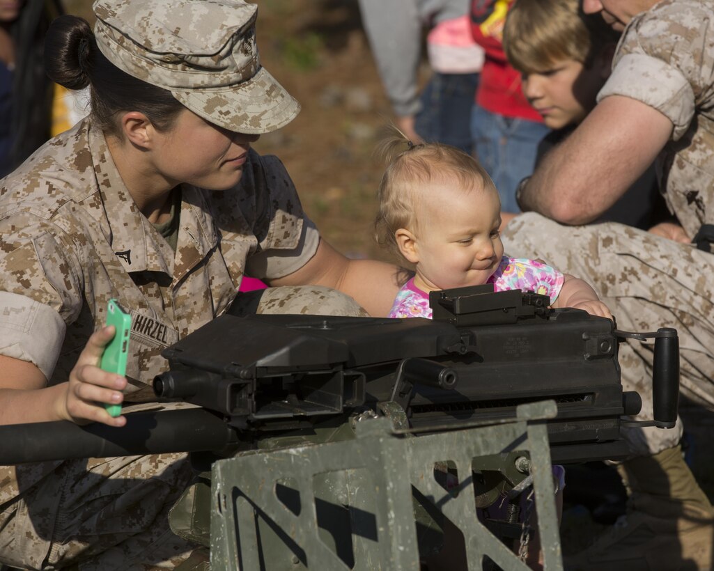8th Comm. Bn. conducts ‘Bring Your Child To Work Day’