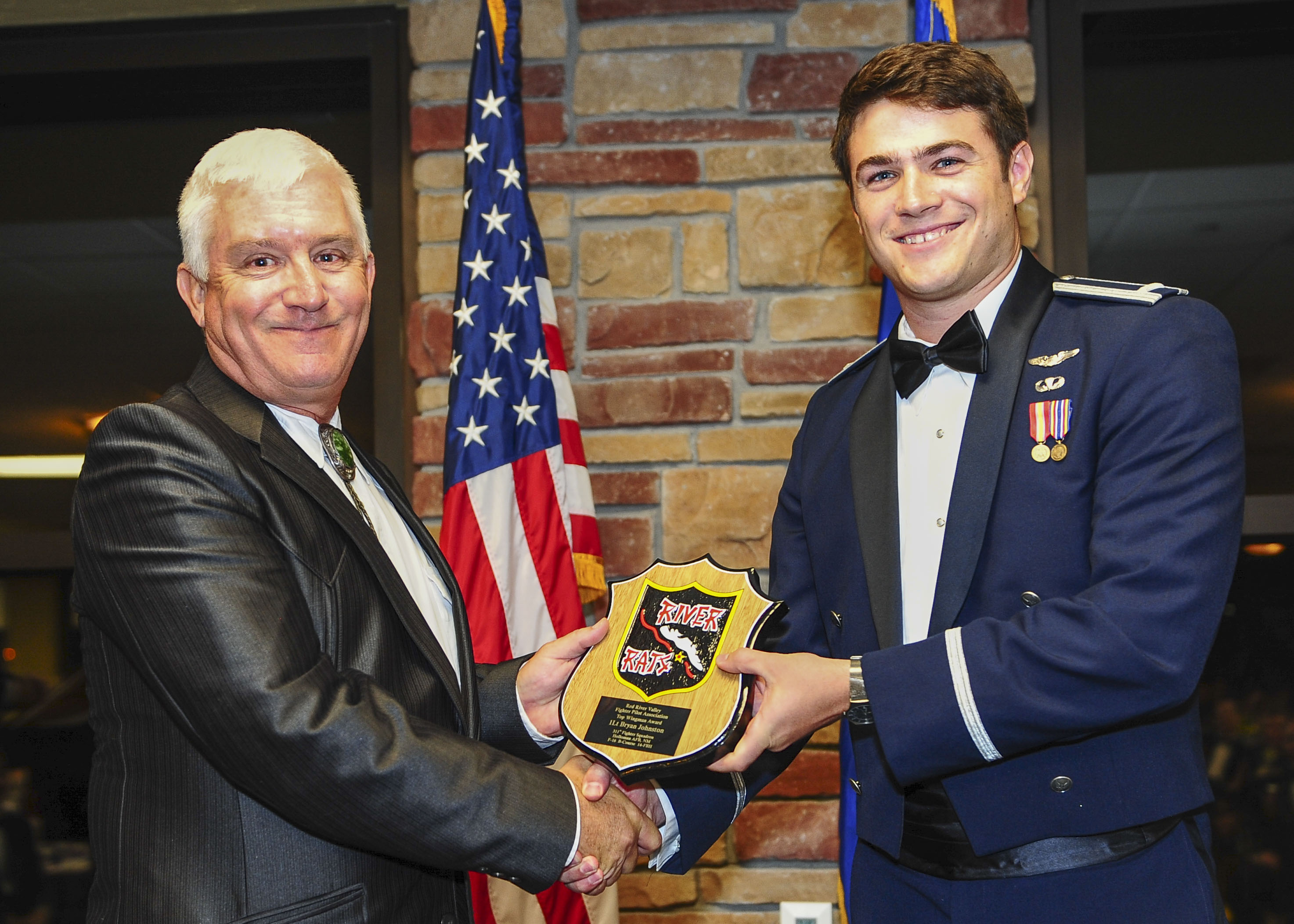 Sidewinders have inaugural class go 'Fangs out' > Holloman Air Force ...