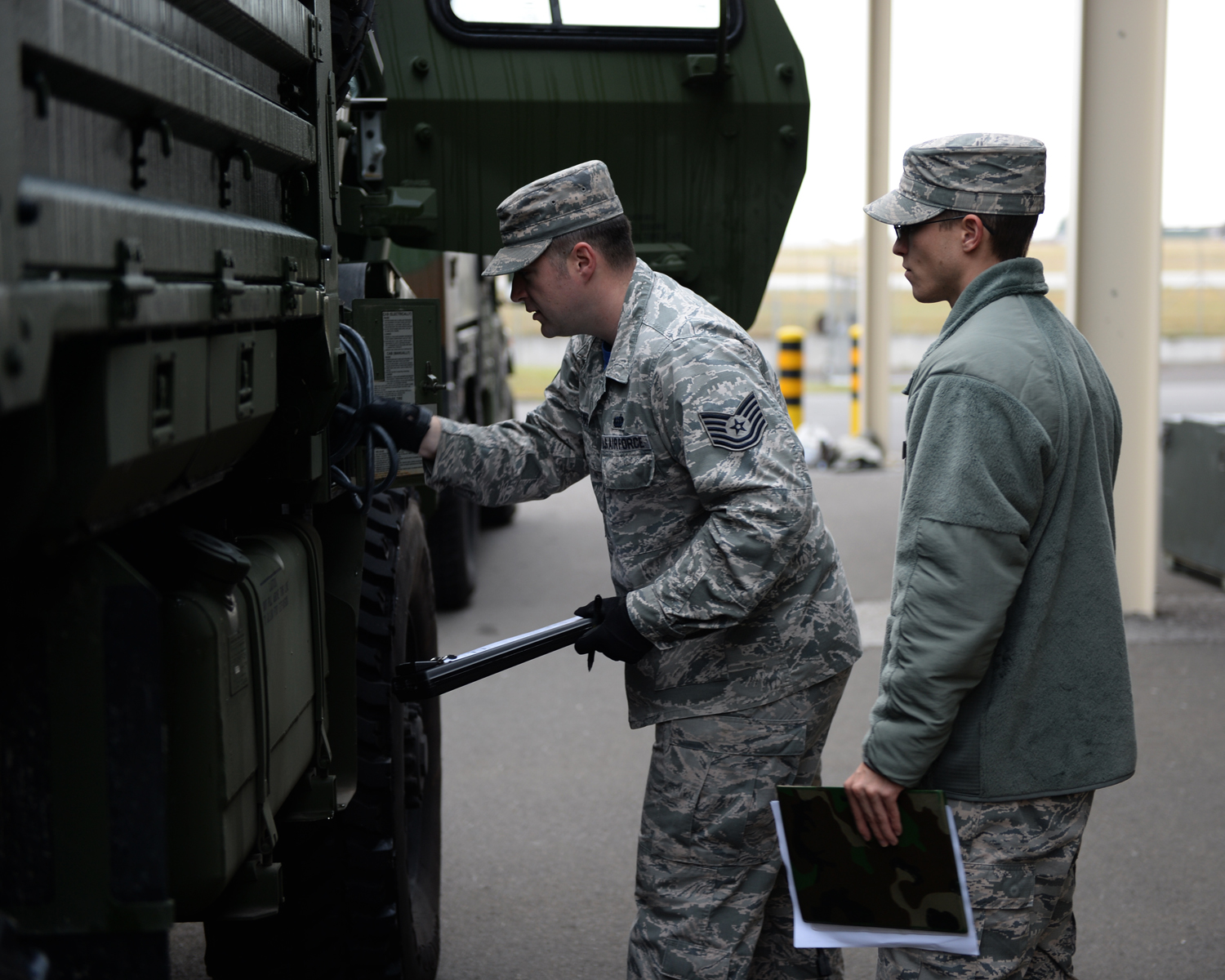 606th ACS conducts training to maintain readiness > Spangdahlem Air ...