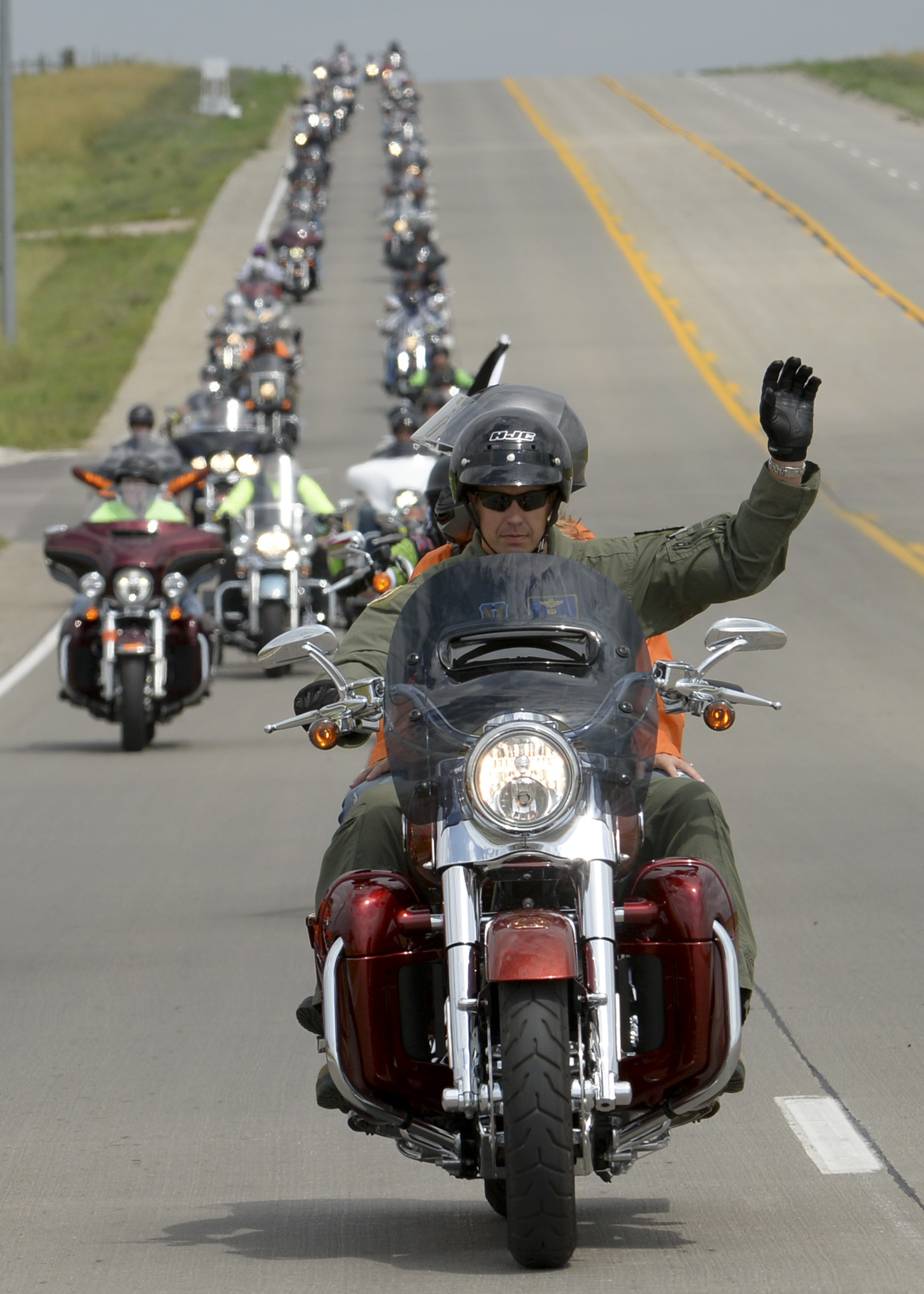 Roar of the rally > Ellsworth Air Force Base > Article Display