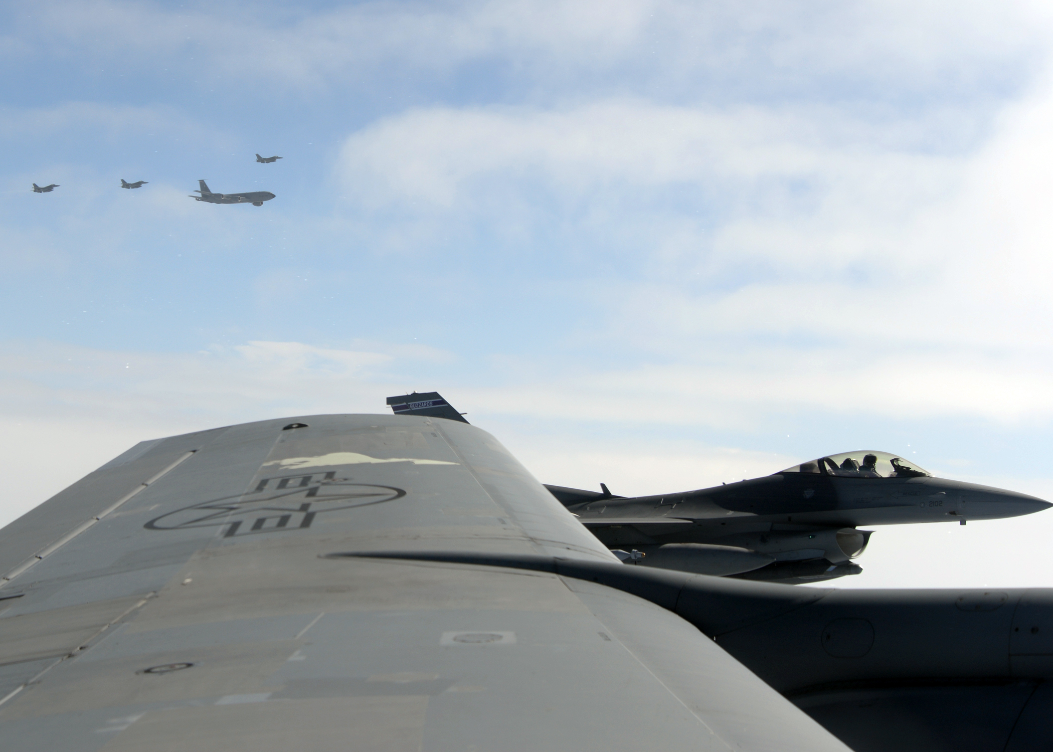 RAF Mildenhall refuels Aviano F-16s deploying to Turkey > Royal Air ...