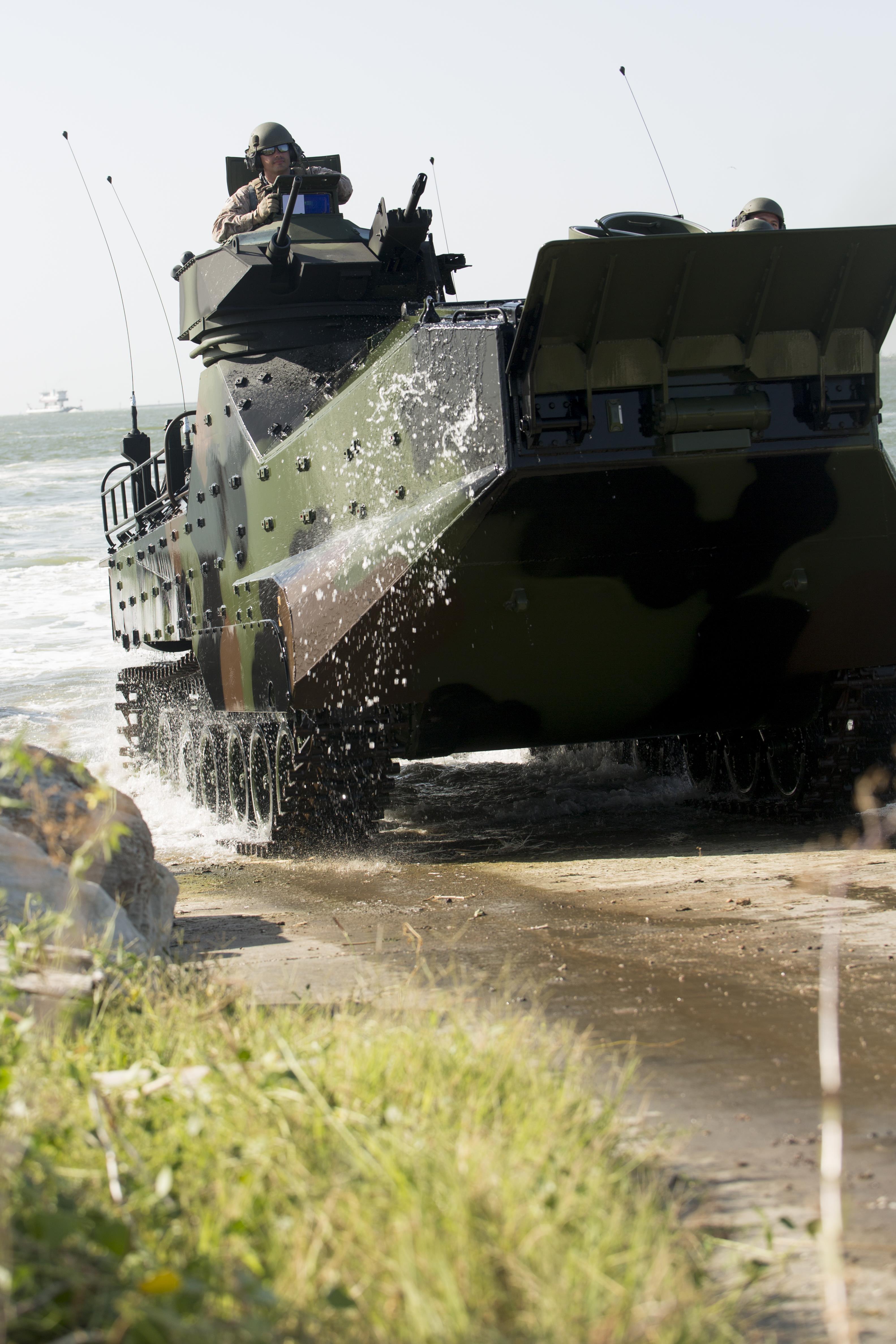 4th Assault Amphibian Battalion Exercise