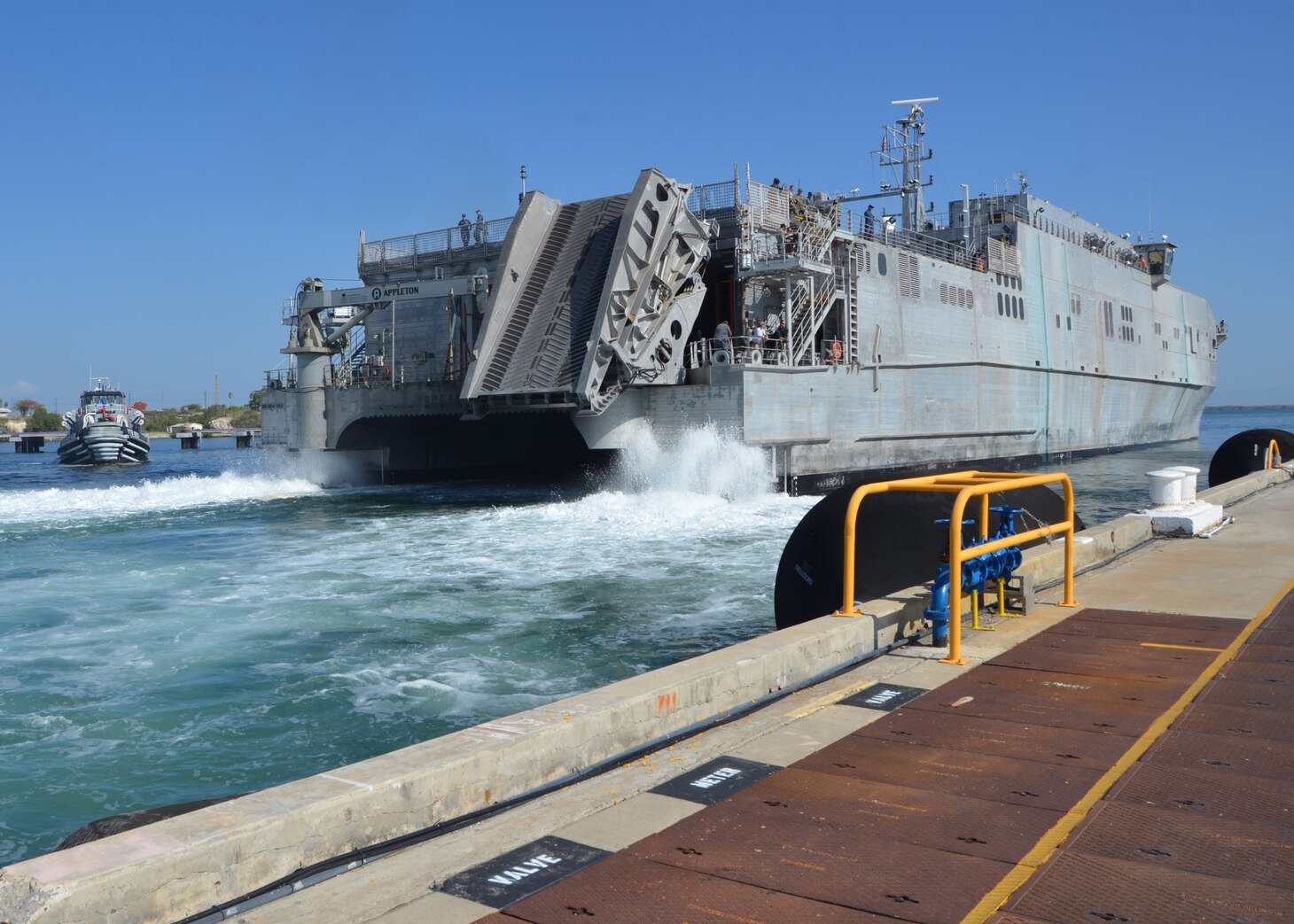 USNS Spearhead Prepares for its Pending Deployment > United States Navy ...