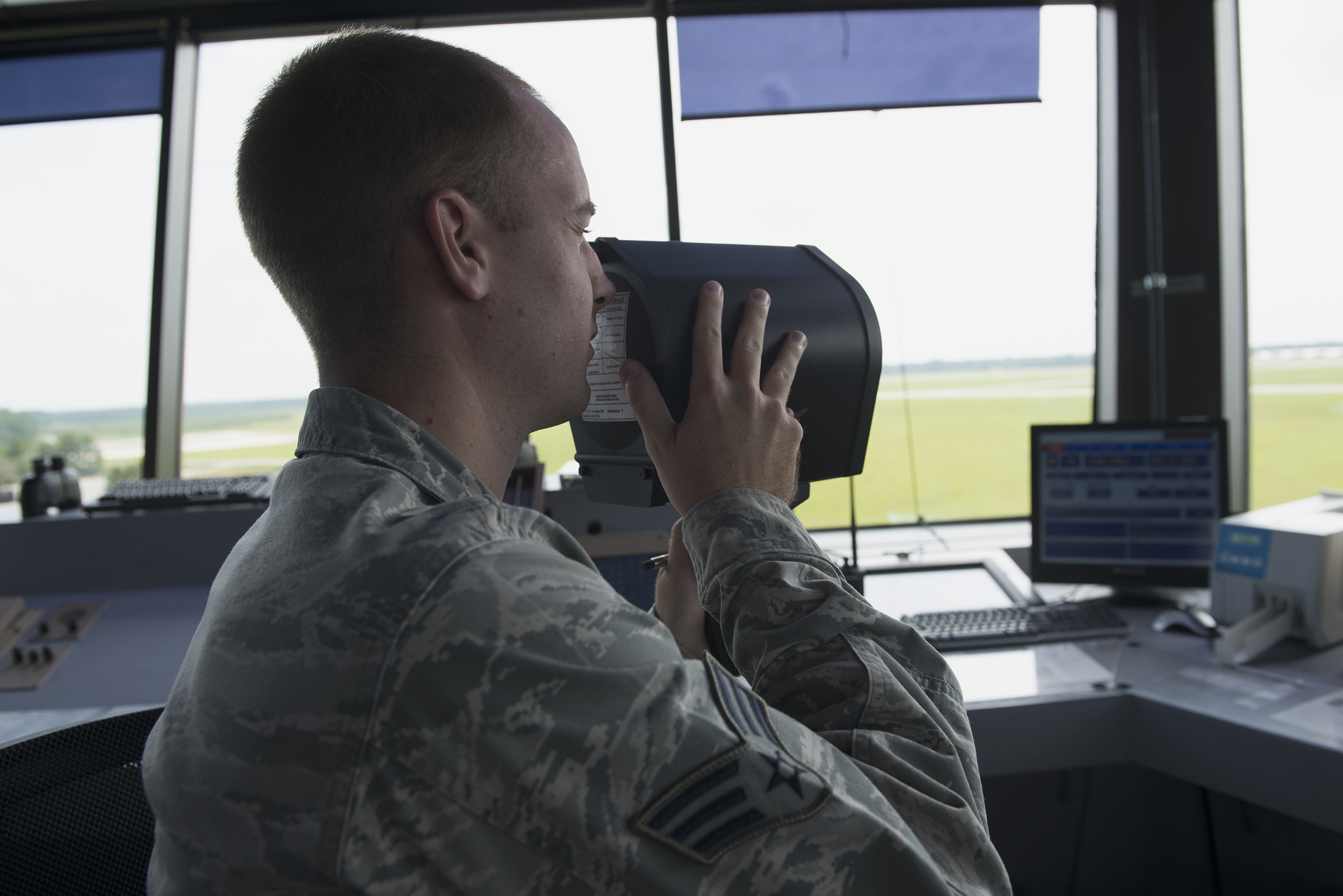 ATC Airmen watch skies, ensure safety > Moody Air Force Base > Article ...
