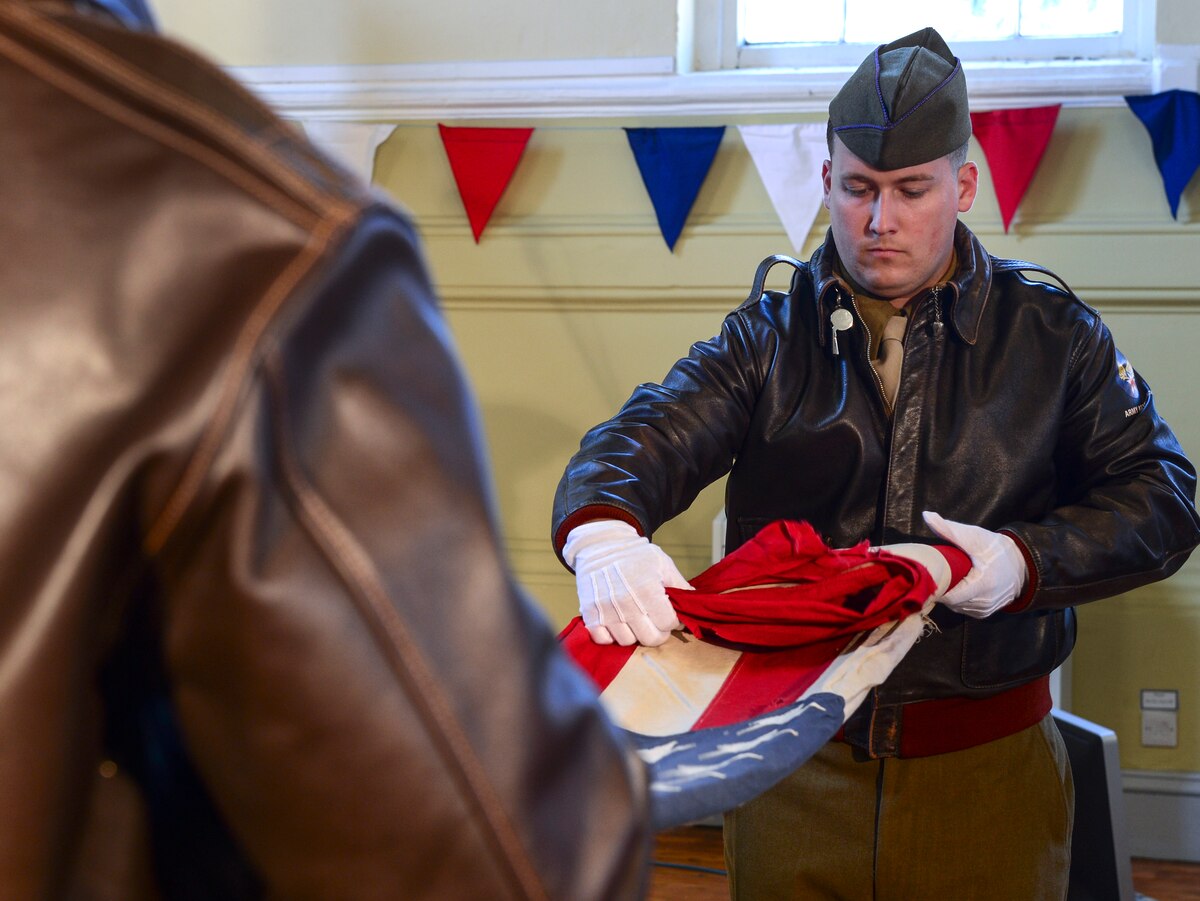 490th Bomb Group remembered by Airmen, community > Royal Air Force ...